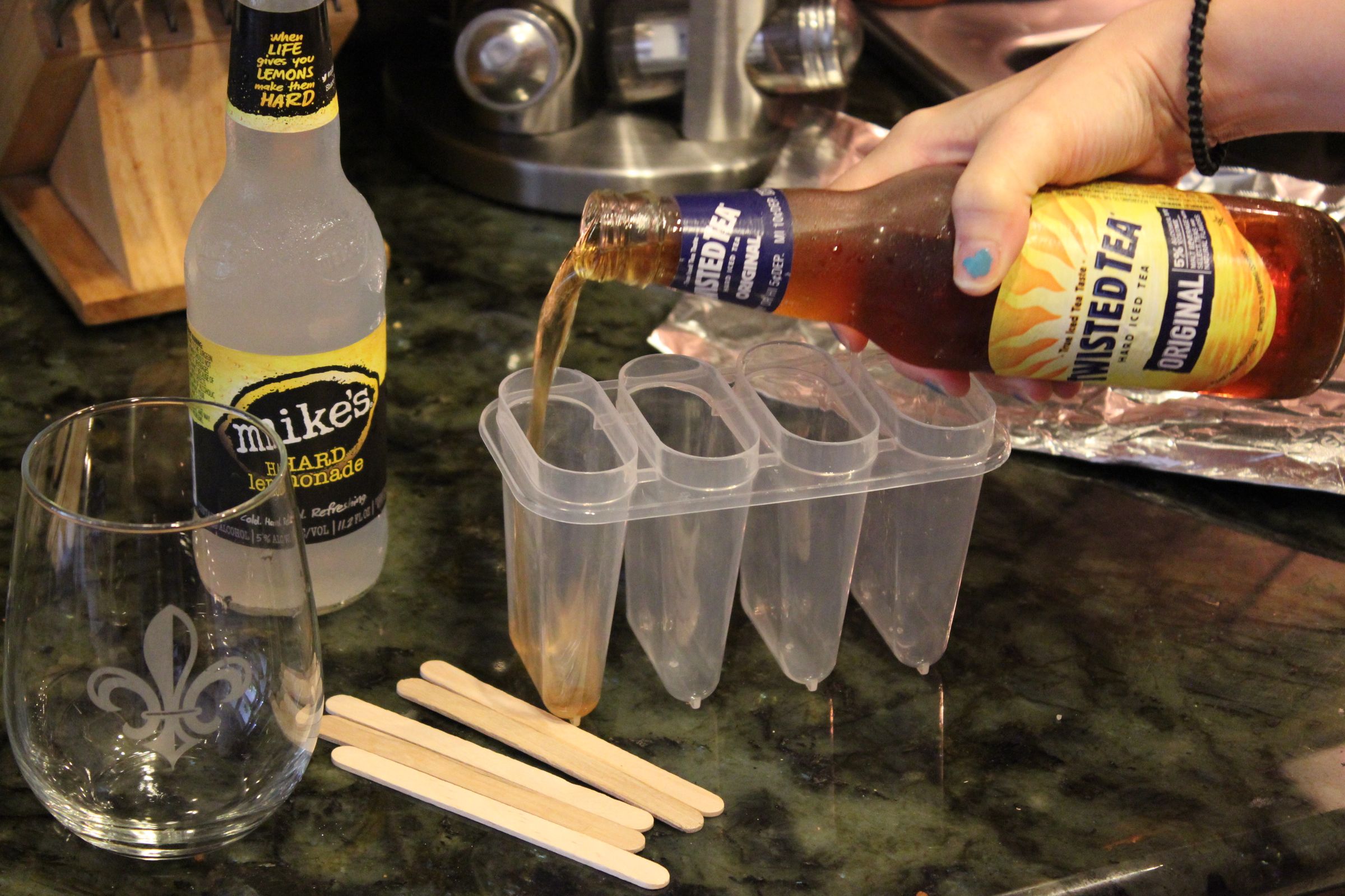 Mikes Hard Lemonade FUSION! : 7 Steps (with Pictures) - Instructables