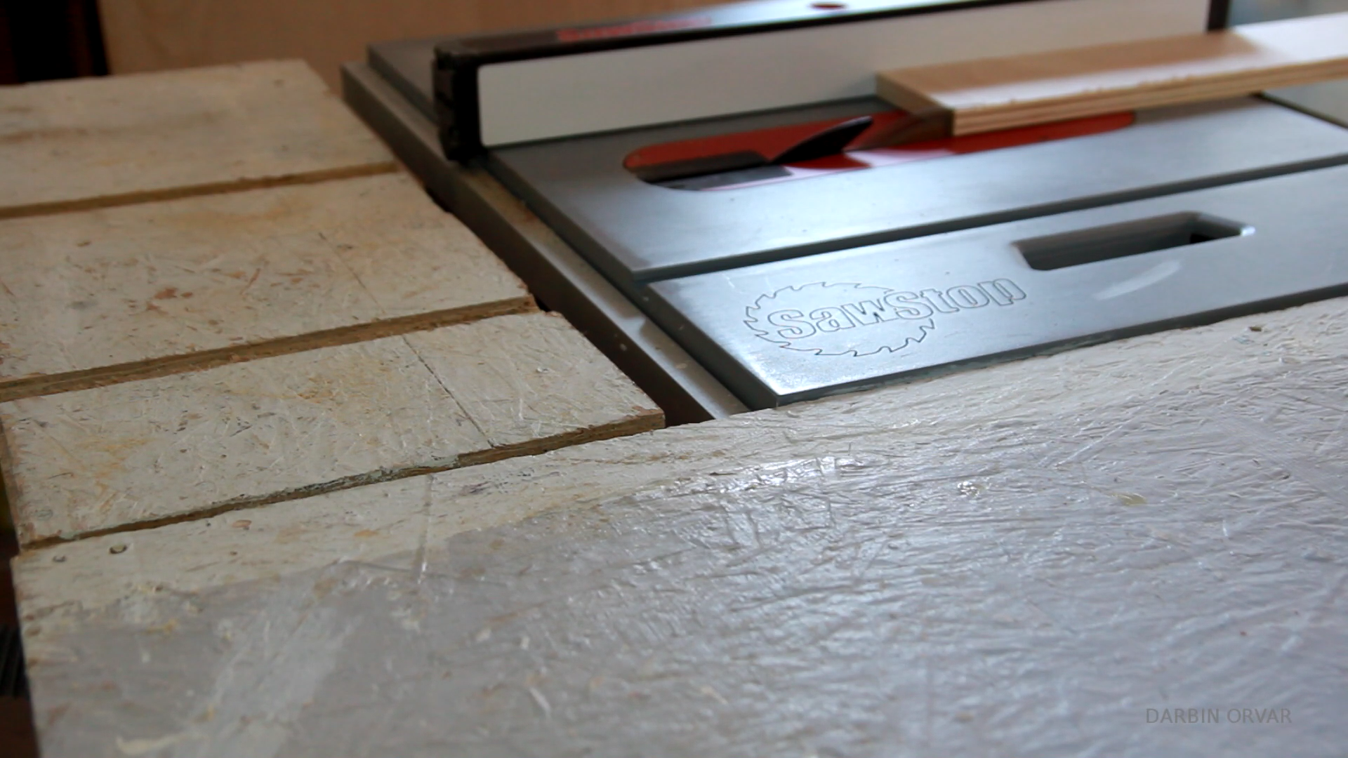 Build a Bed From a Sheet of Plywood : 4 Steps (with Pictures ...