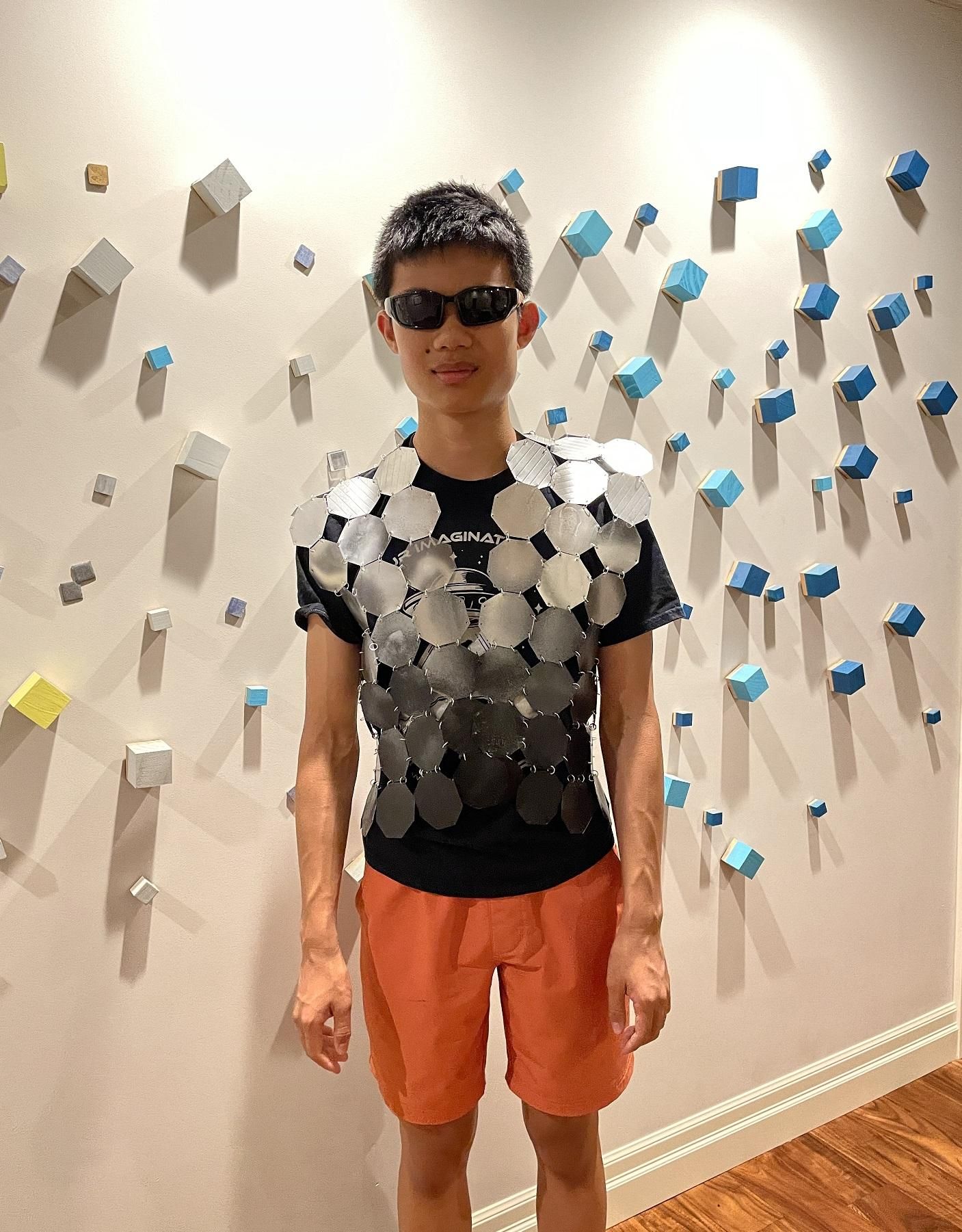 Shape Changing Dress From 25+ Recycled Plastic Food Boxes (Paco Rabanne ...