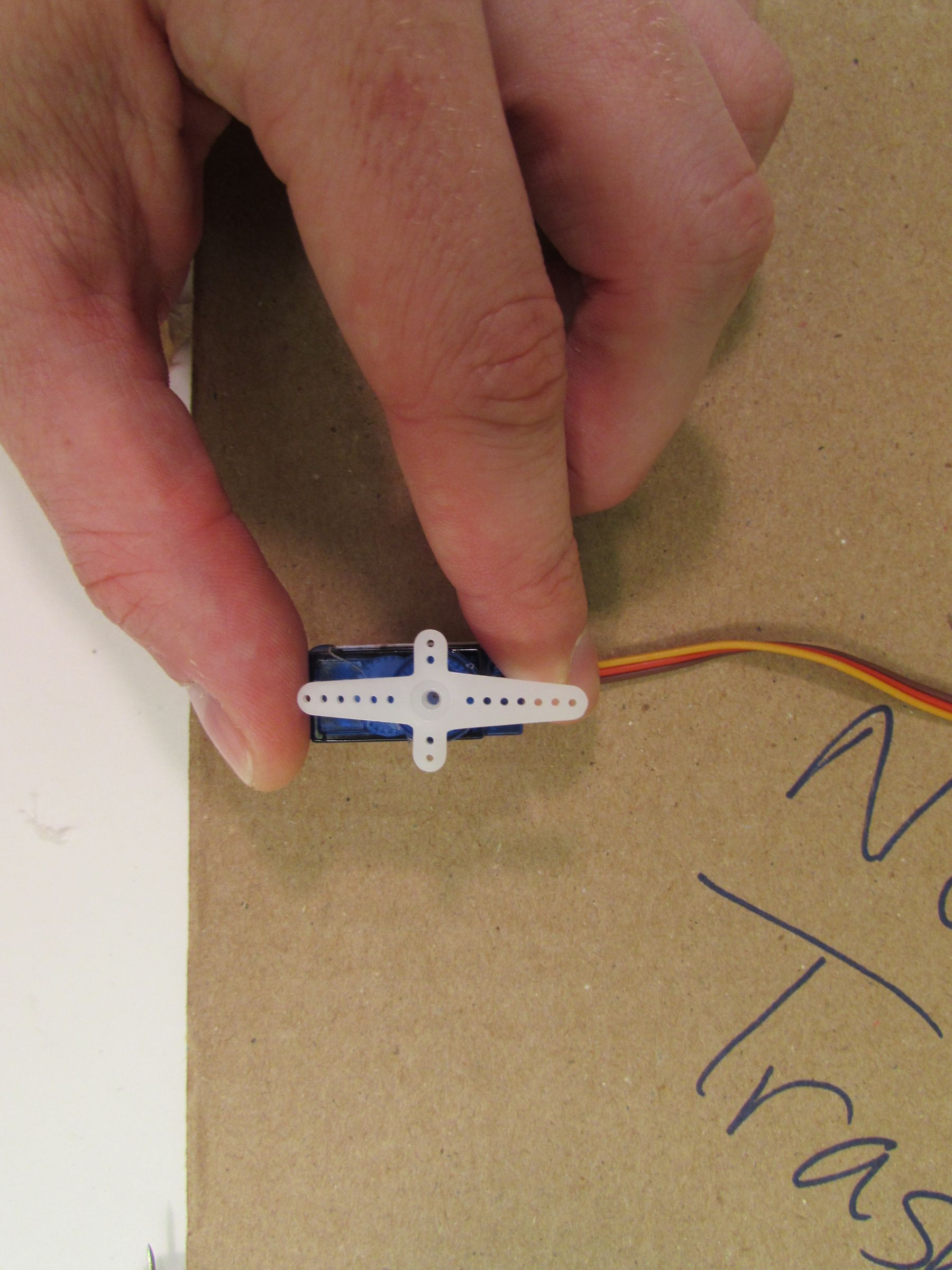Cardboard Robot Arm for Cheap Robots : 34 Steps (with Pictures ...