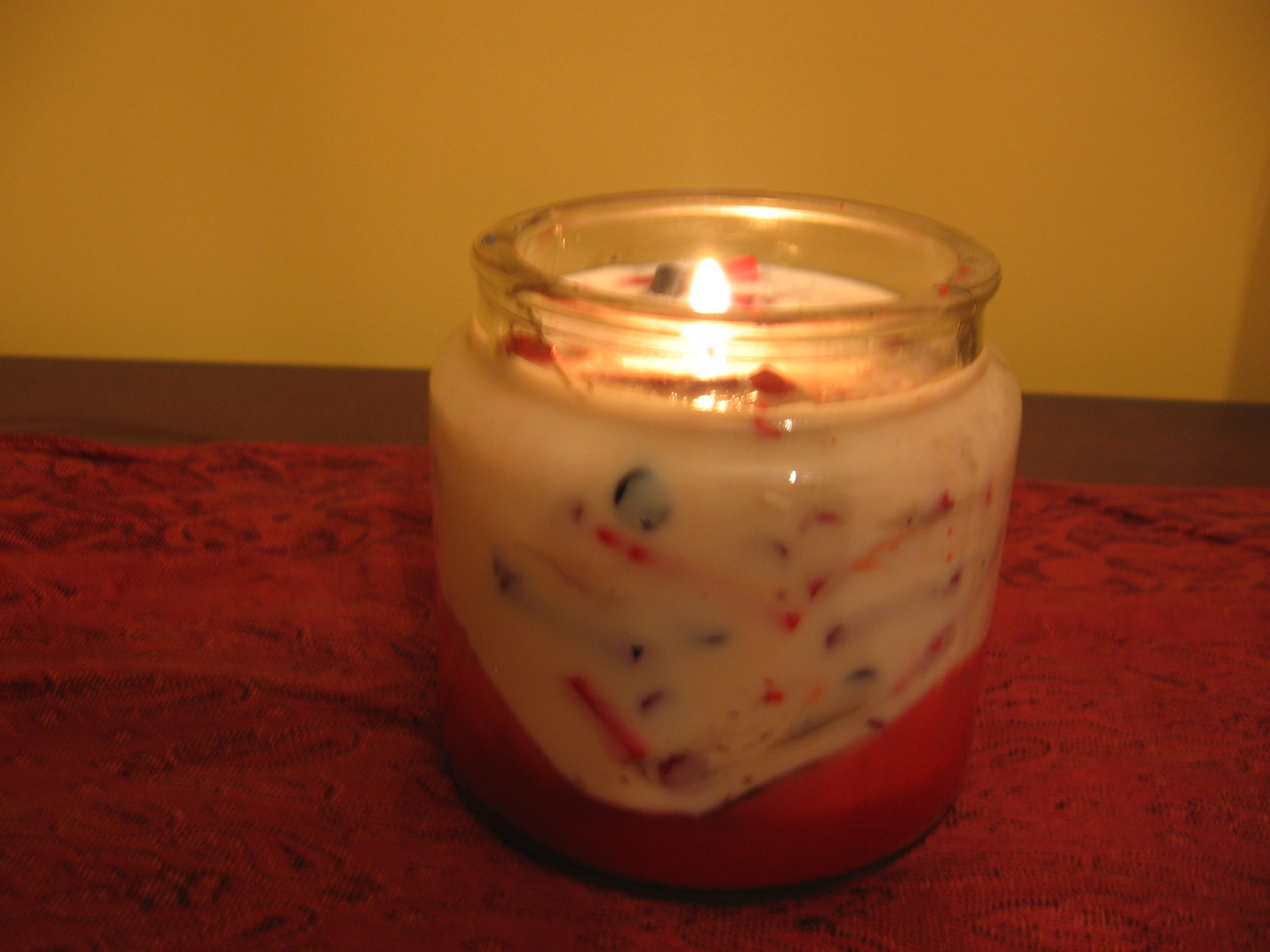 Transform Your Kids' Broken Crayons Into Candles : 12 Steps - Instructables