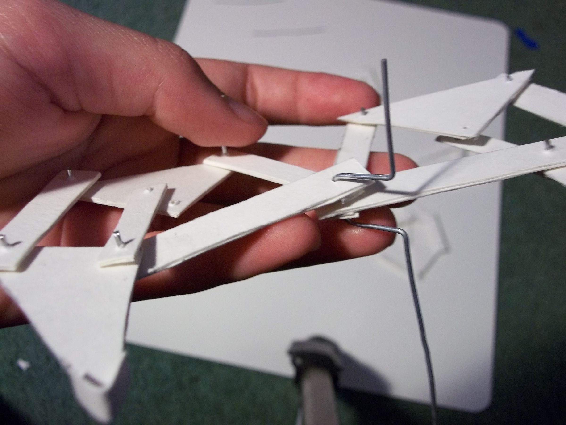 Paper Strandbeest Mk 2 : 8 Steps - Instructables