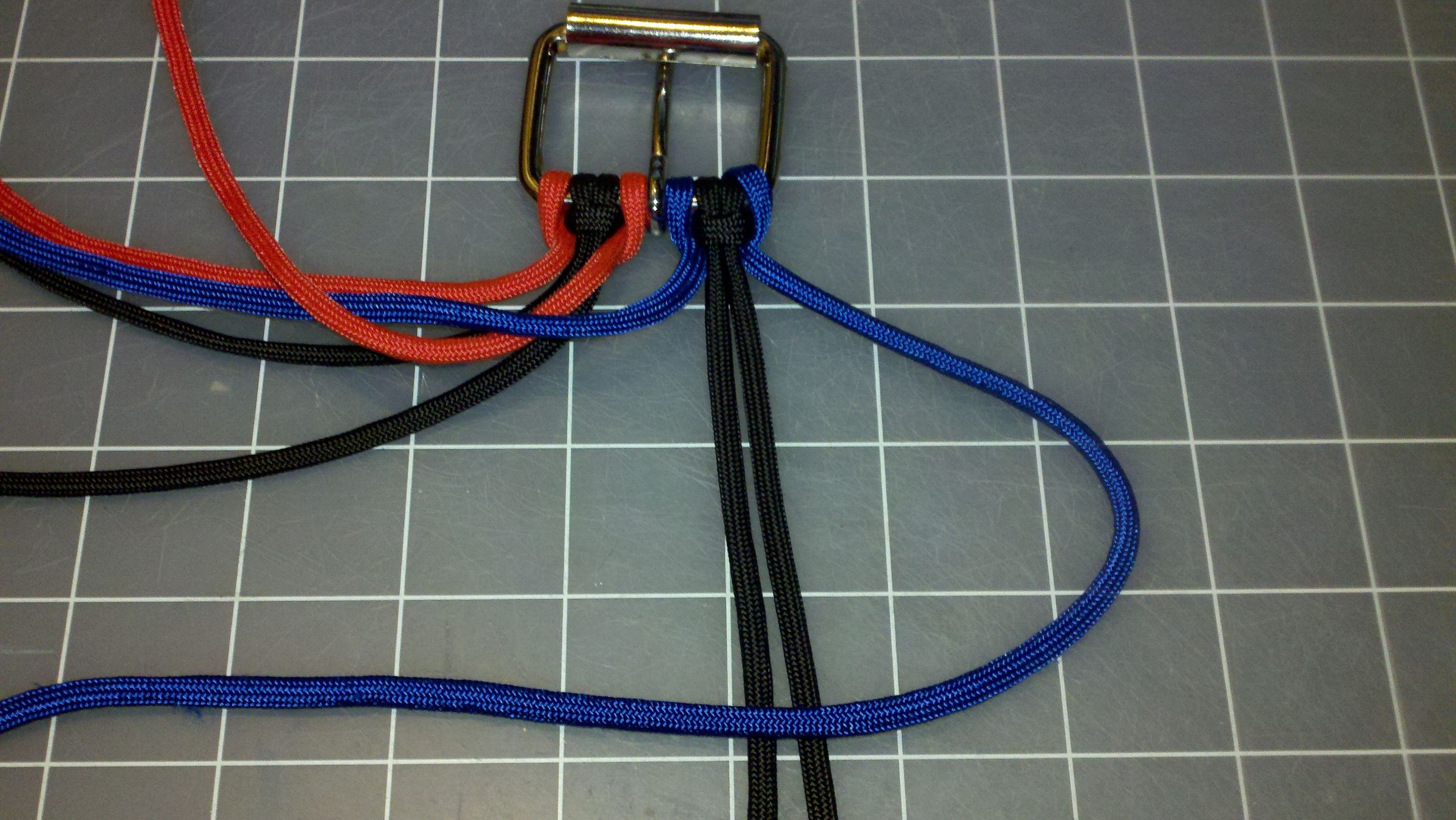 Double Cobra Knot Paracord Belt : 8 Steps (with Pictures) - Instructables