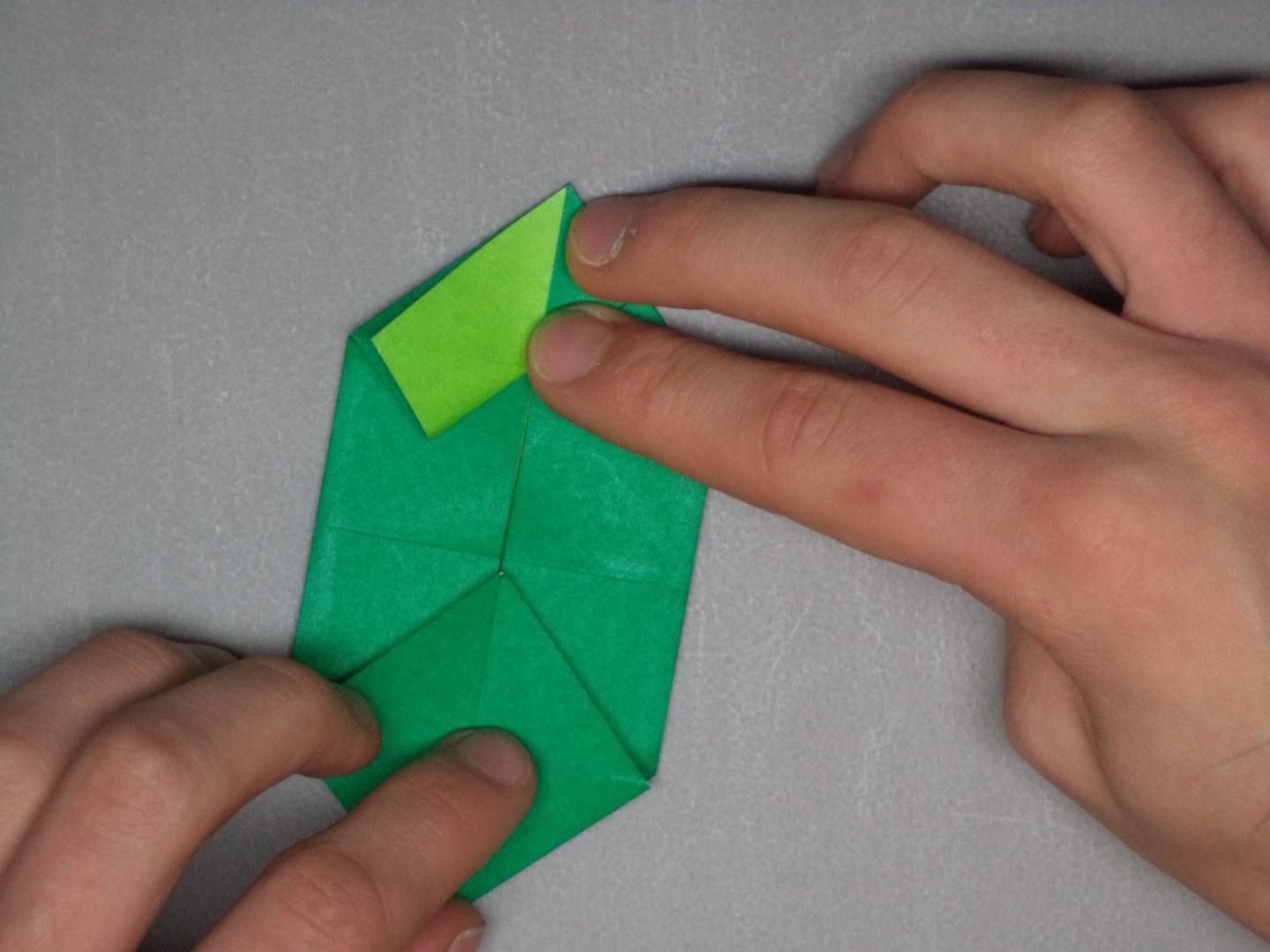 How to Fold an Origami Tank : 17 Steps (with Pictures) - Instructables