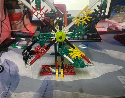 Knex Electric Fan : 4 Steps - Instructables
