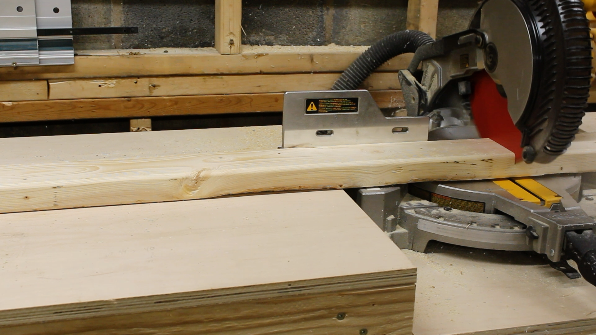 DIY 1-Hour Workbench / Outfeed Table : 10 Steps (with Pictures ...