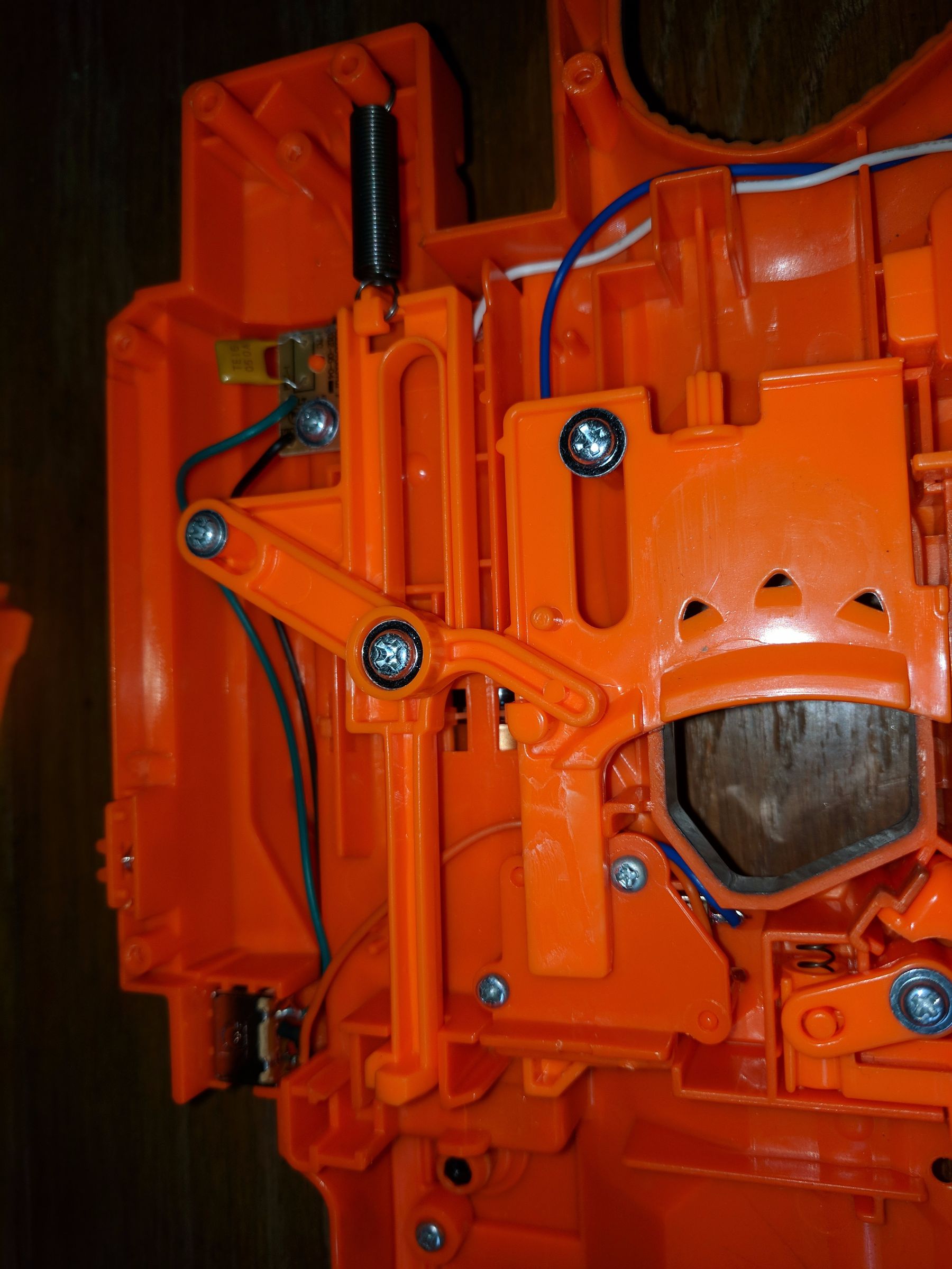 Nerf Stryfe - Disable/remove Locks, Quick and Easy : 9 Steps ...