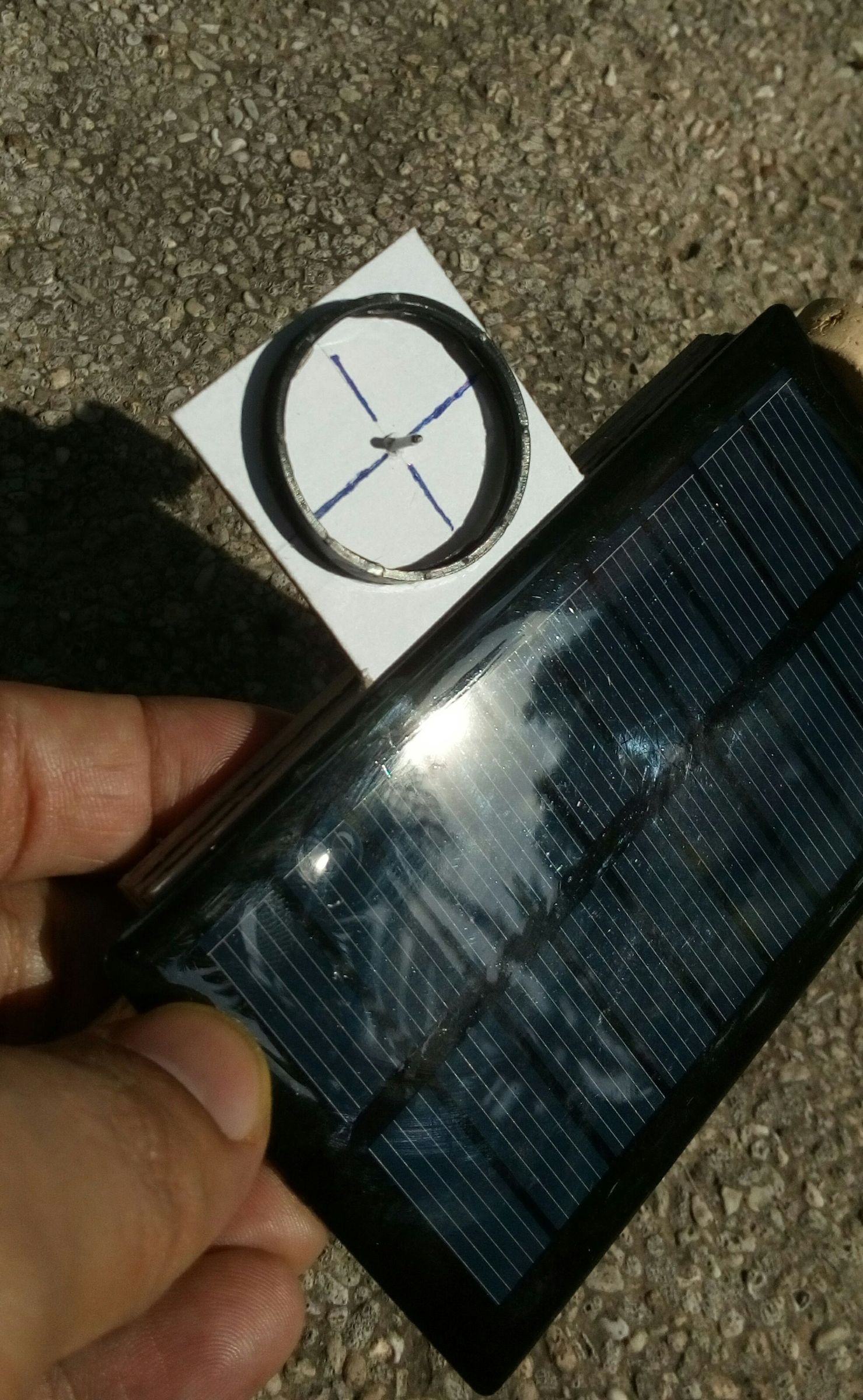 Manual Solar Tracker : 8 Steps - Instructables