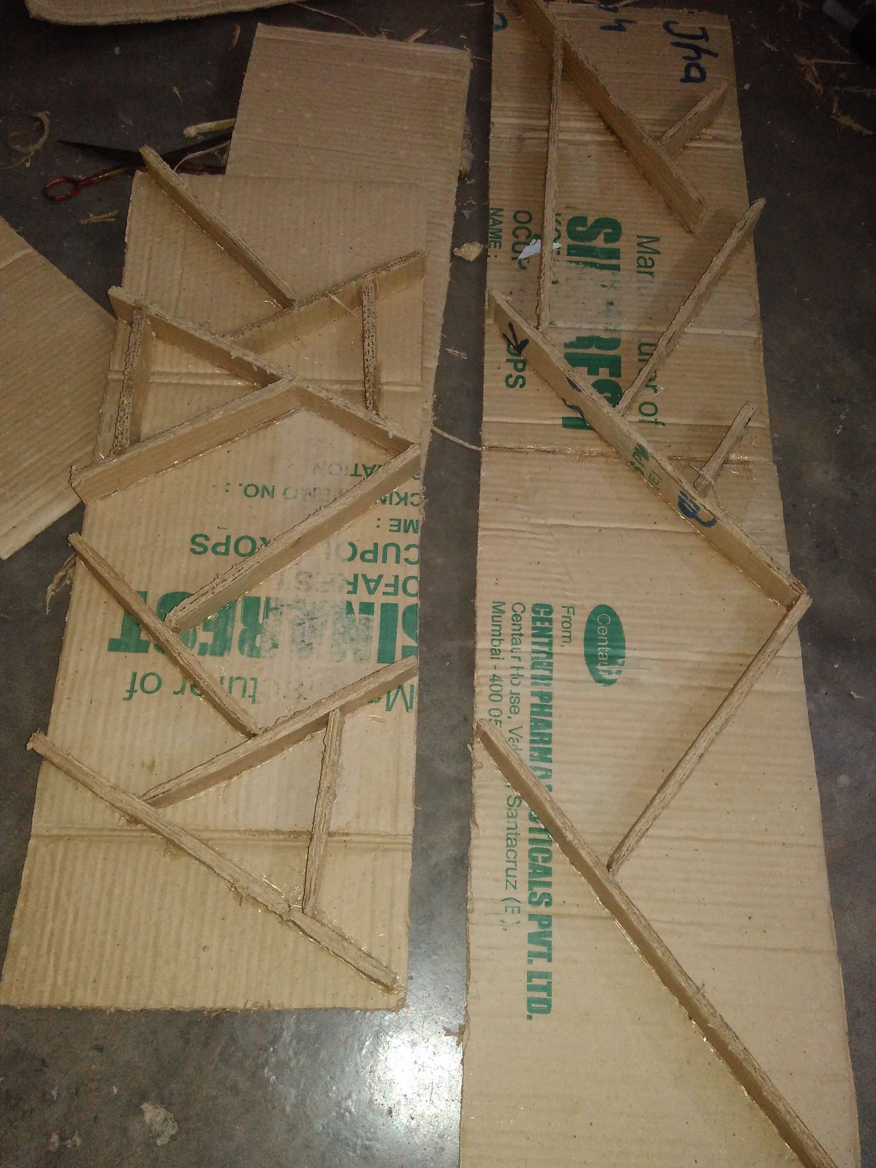The Cardboard Shelves : 5 Steps - Instructables
