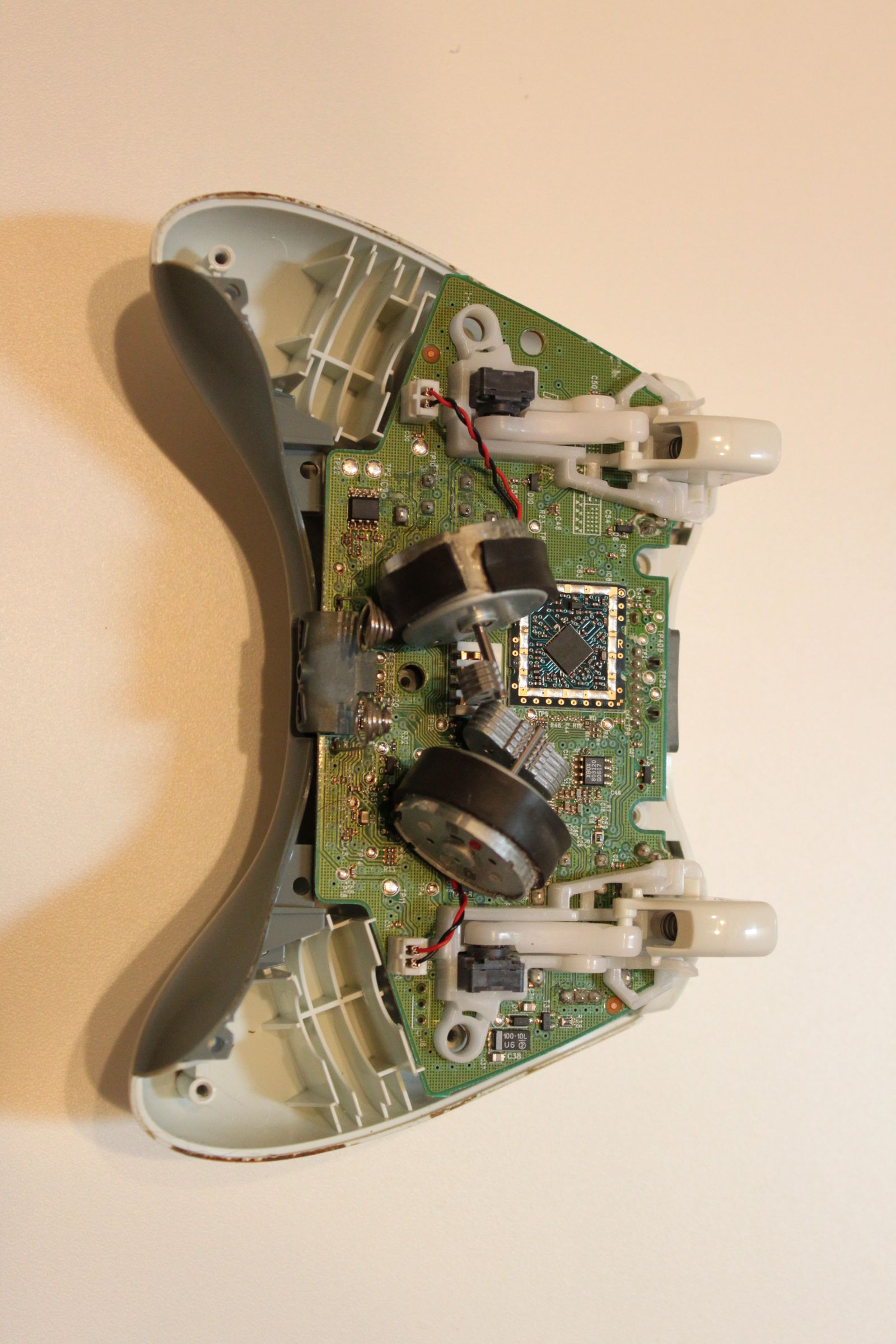 How to Change the Shell for Your Xbox 360 Controller : 23 Steps (with ...