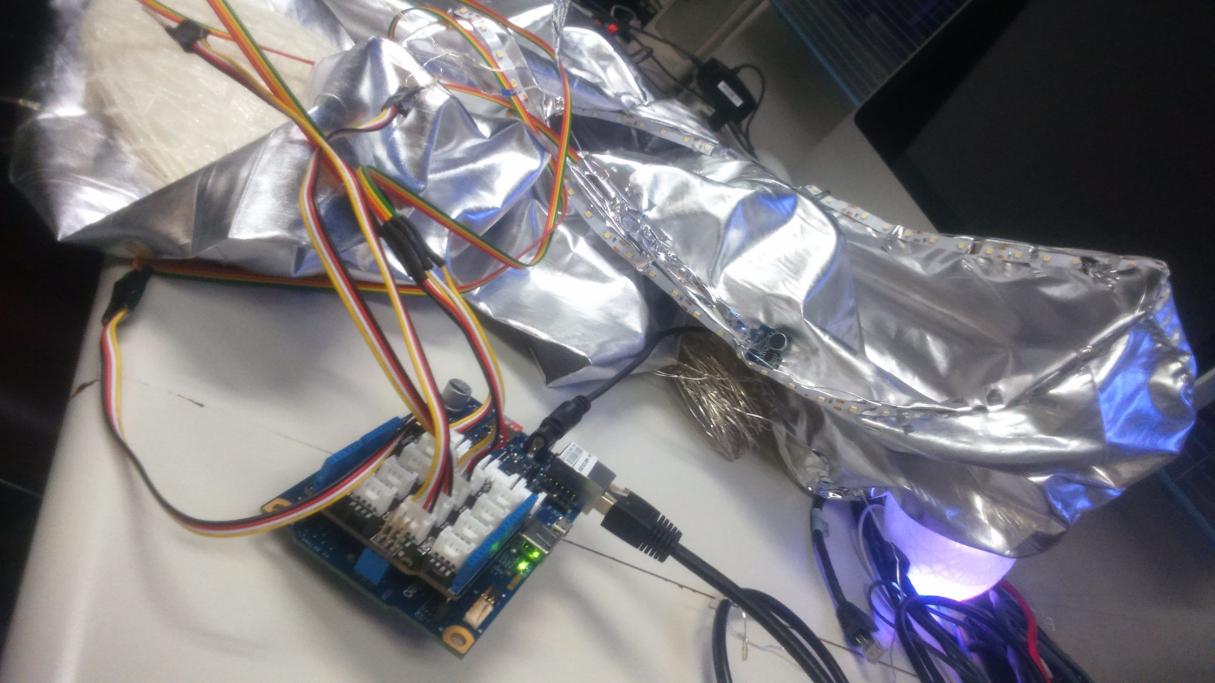 Interactive Costume With Leds and Sound Sensor: MG 1.0 : 3 Steps ...