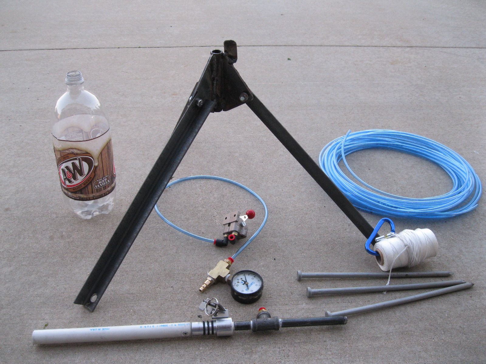 How to Build a Soda Pop Bottle Rocket Launcher : 5 Steps - Instructables