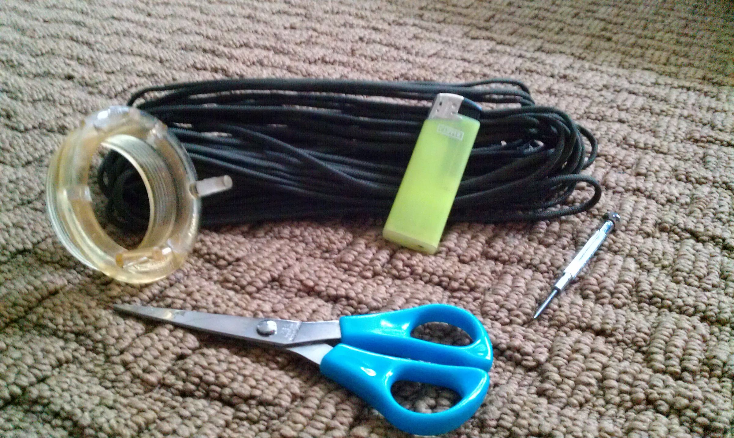 Spool Knit Paracord Lanyard : 6 Steps - Instructables