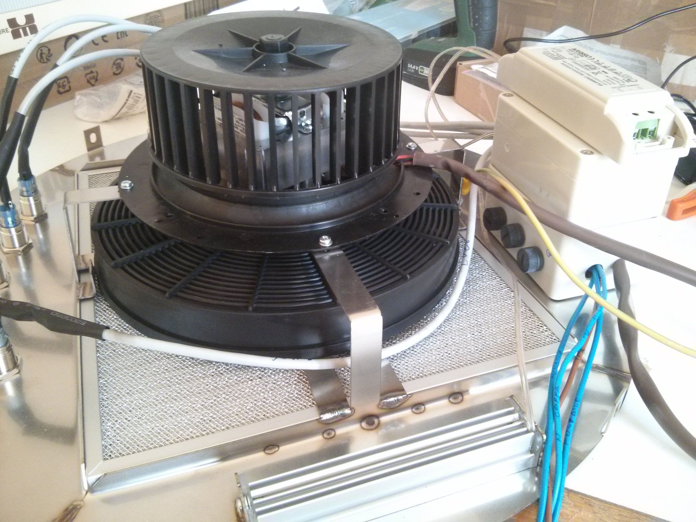 Stylish Steel Cooker Hood With Arduino : 10 Steps (with Pictures ...