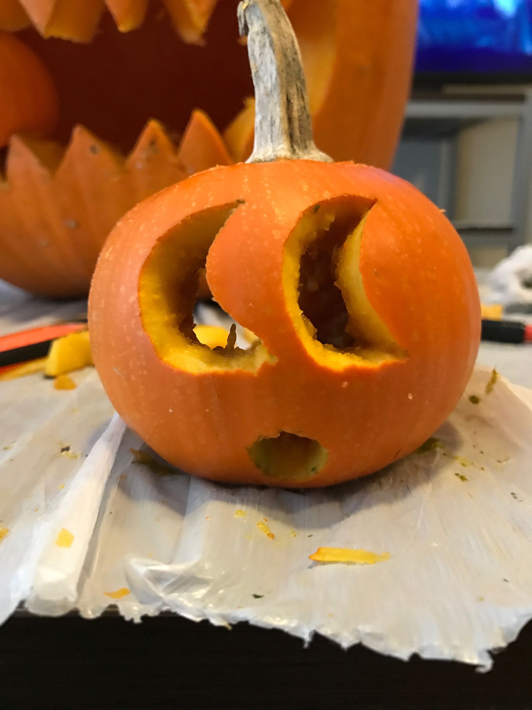 The Cannibalistic Pumpkin : 6 Steps (with Pictures) - Instructables