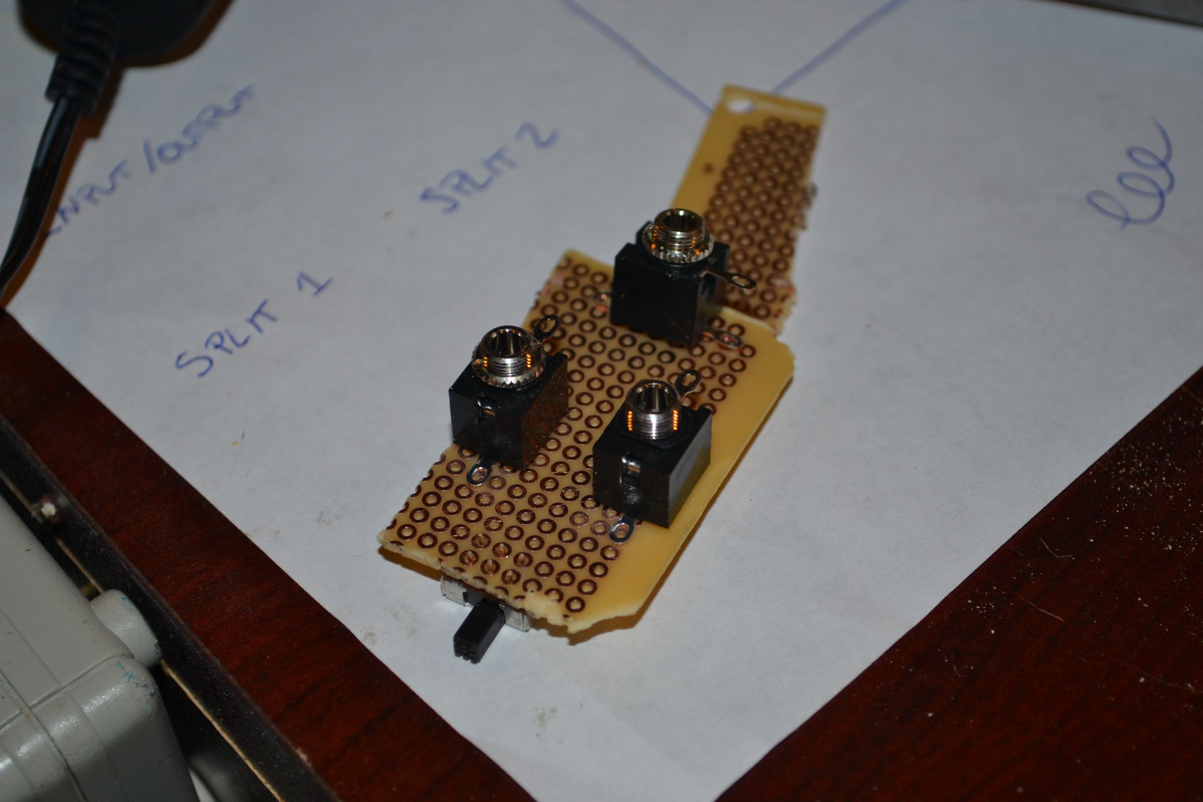 Curiously Small Audio Switch : 5 Steps - Instructables