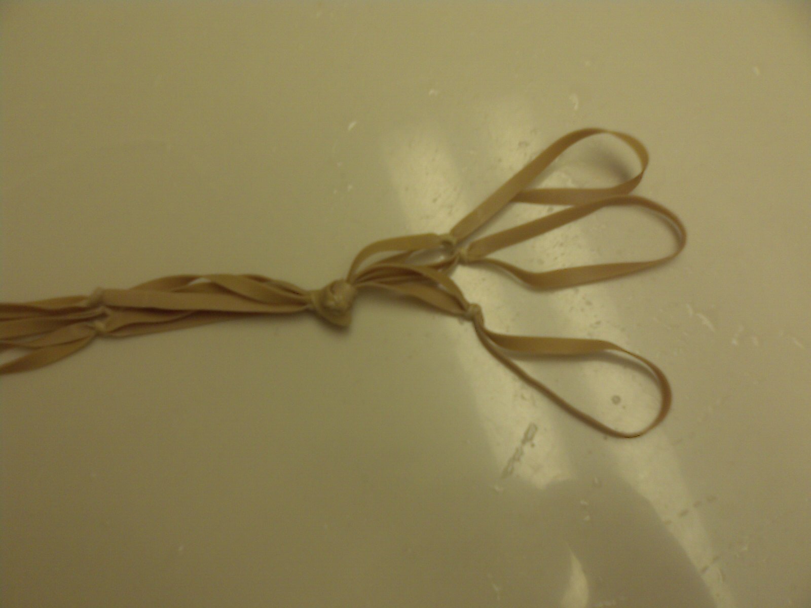 Make a Rubber Band Travel Clothesline ( for Less Than $1 ) : 7 Steps ...