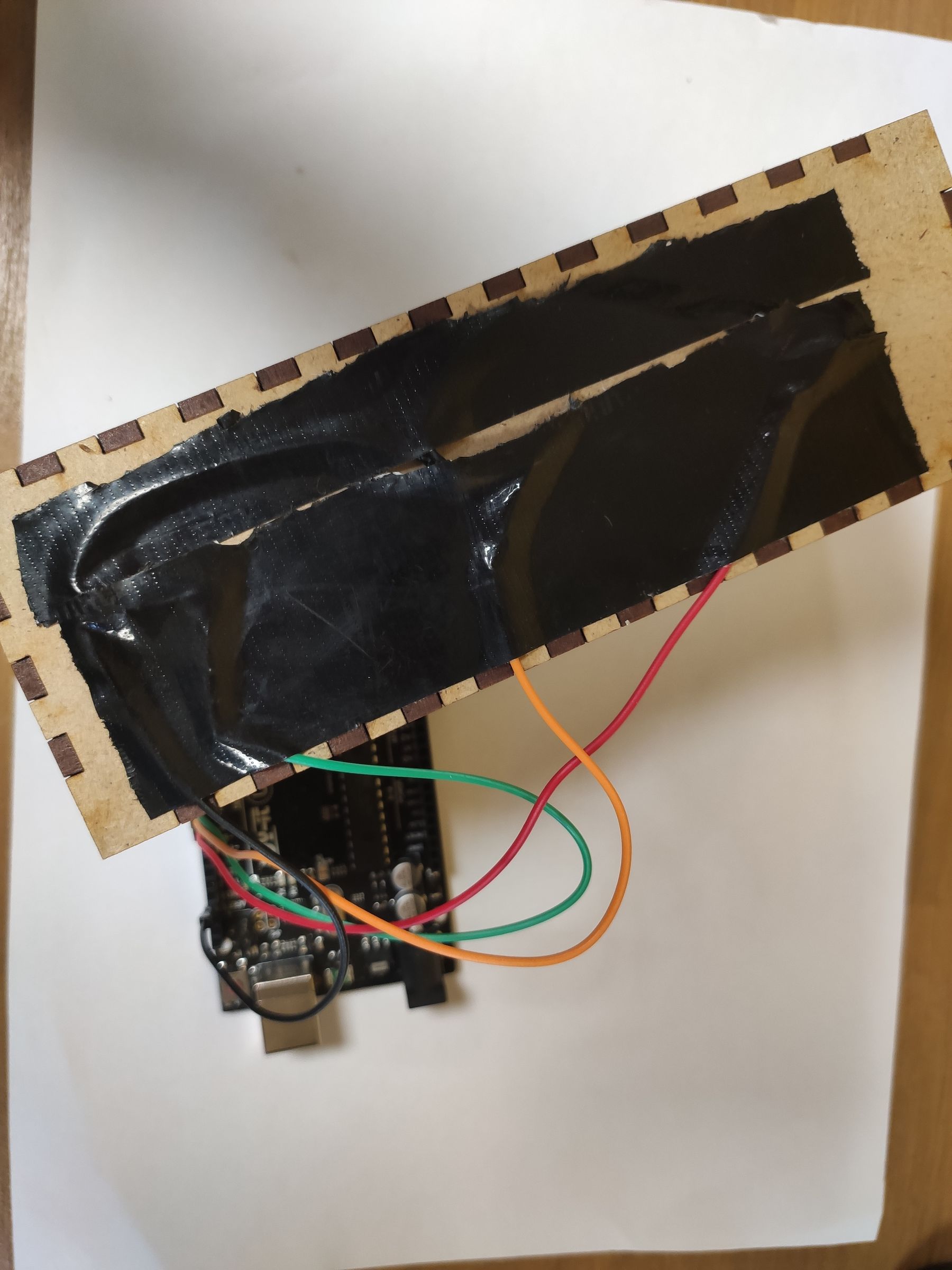 Traffic Light / Feu Tri-Color ! : 11 Steps - Instructables