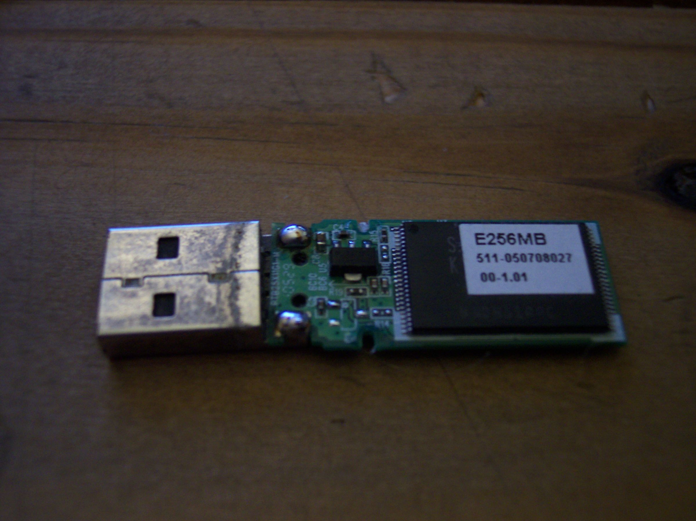 How to Fix a USB Flash Drive : 6 Steps - Instructables
