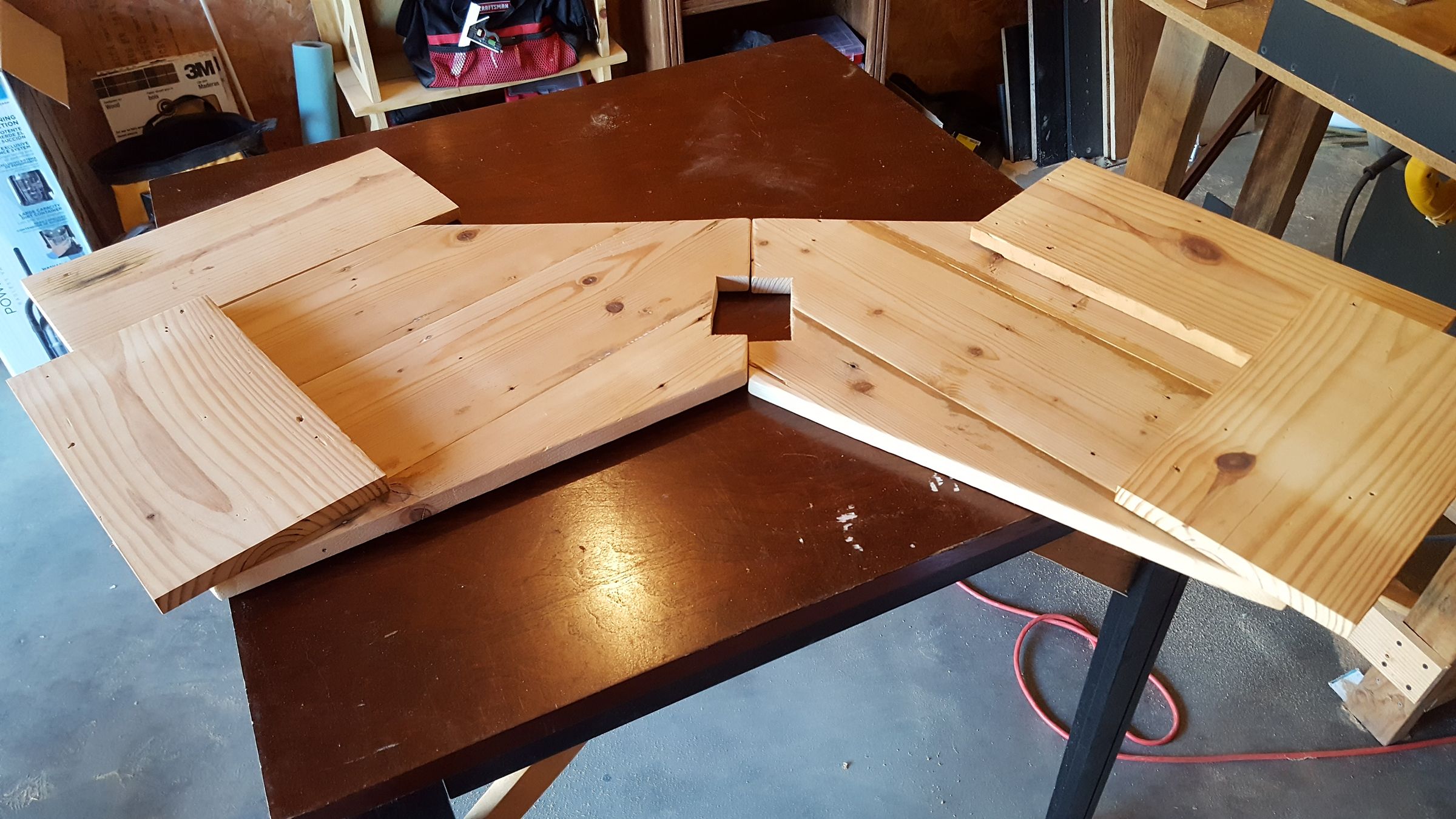Computer Monitor Riser : 4 Steps (with Pictures) - Instructables