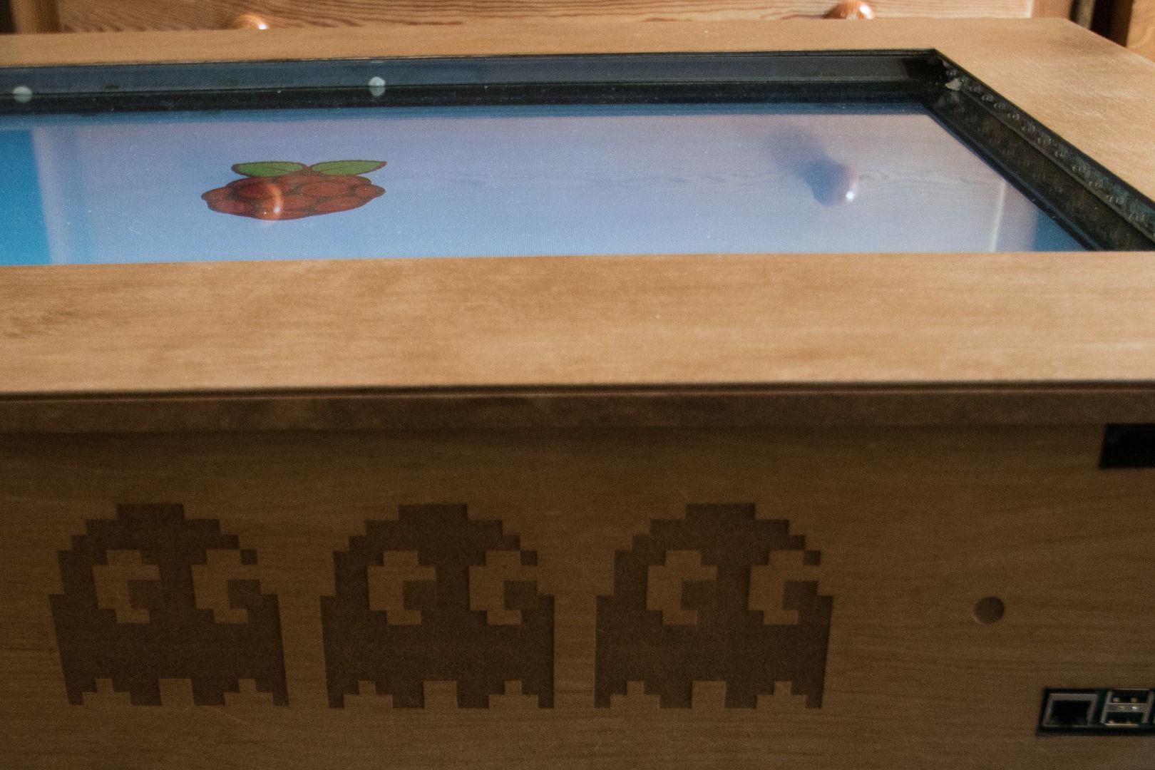 Touch Screen Coffee Table DIY With 32" TV and Low Cost CCD Sensor : 18 ...