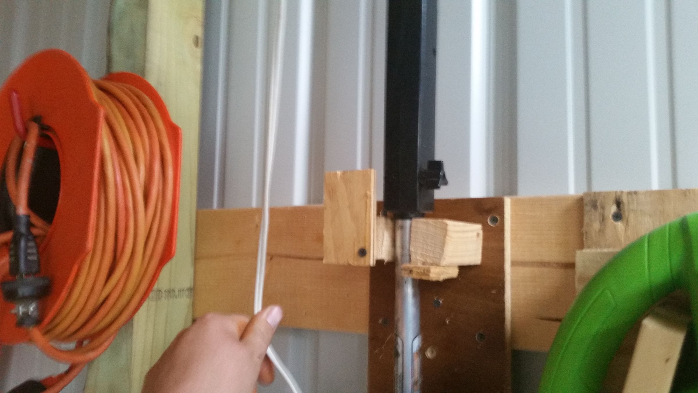 Long Handled Swinging Tool Rack : 7 Steps (with Pictures) - Instructables