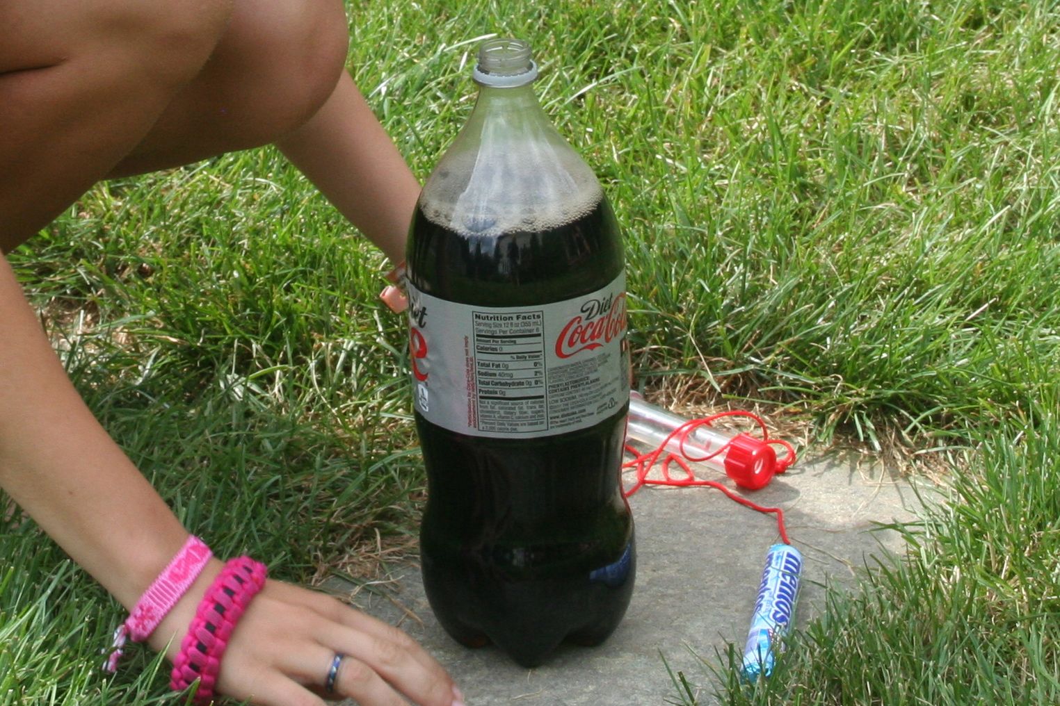 Mentos and Coke With "Geyser Tube" : 4 Steps - Instructables