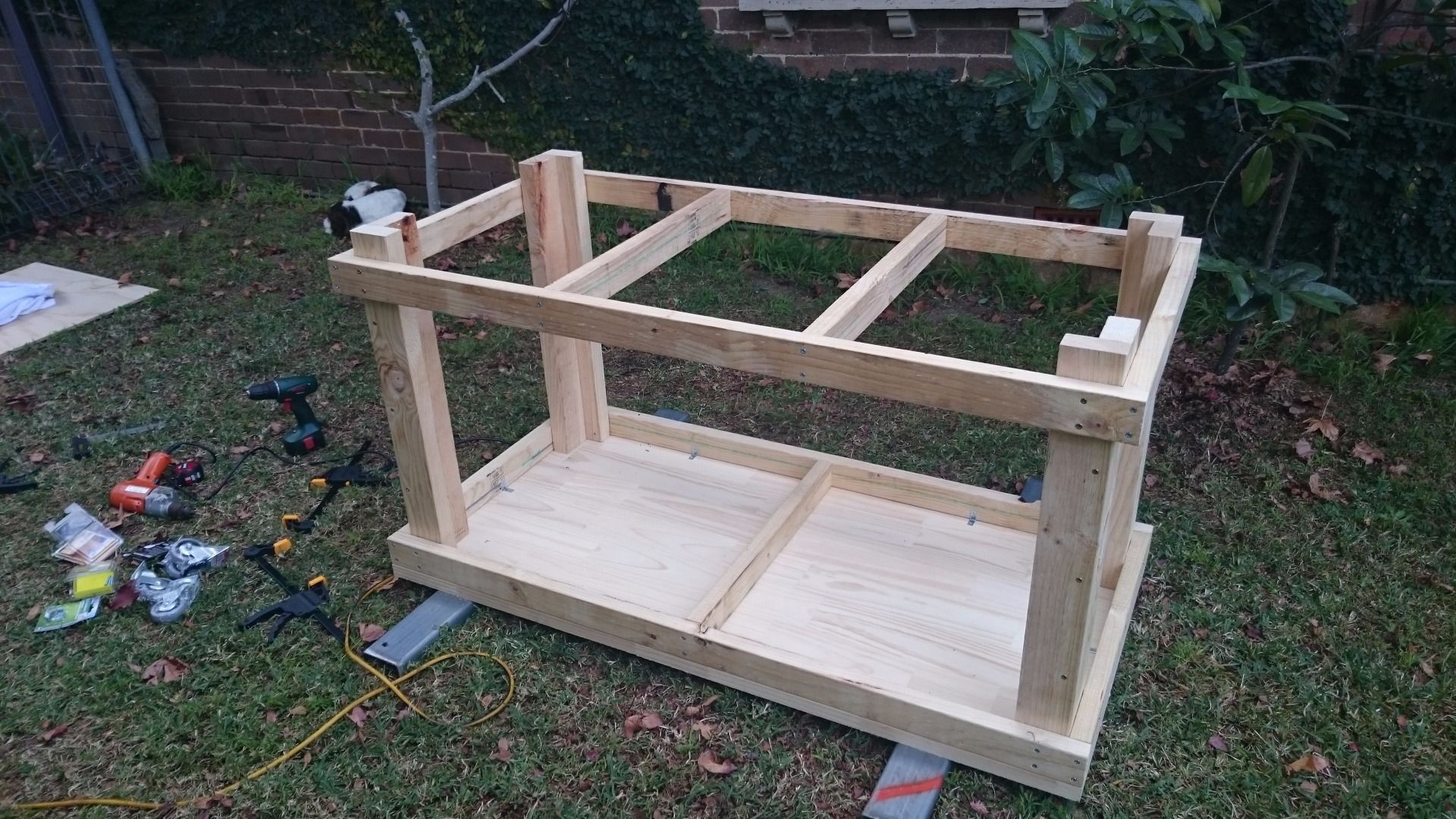 Makerspace Workbench on Wheels : 8 Steps (with Pictures) - Instructables