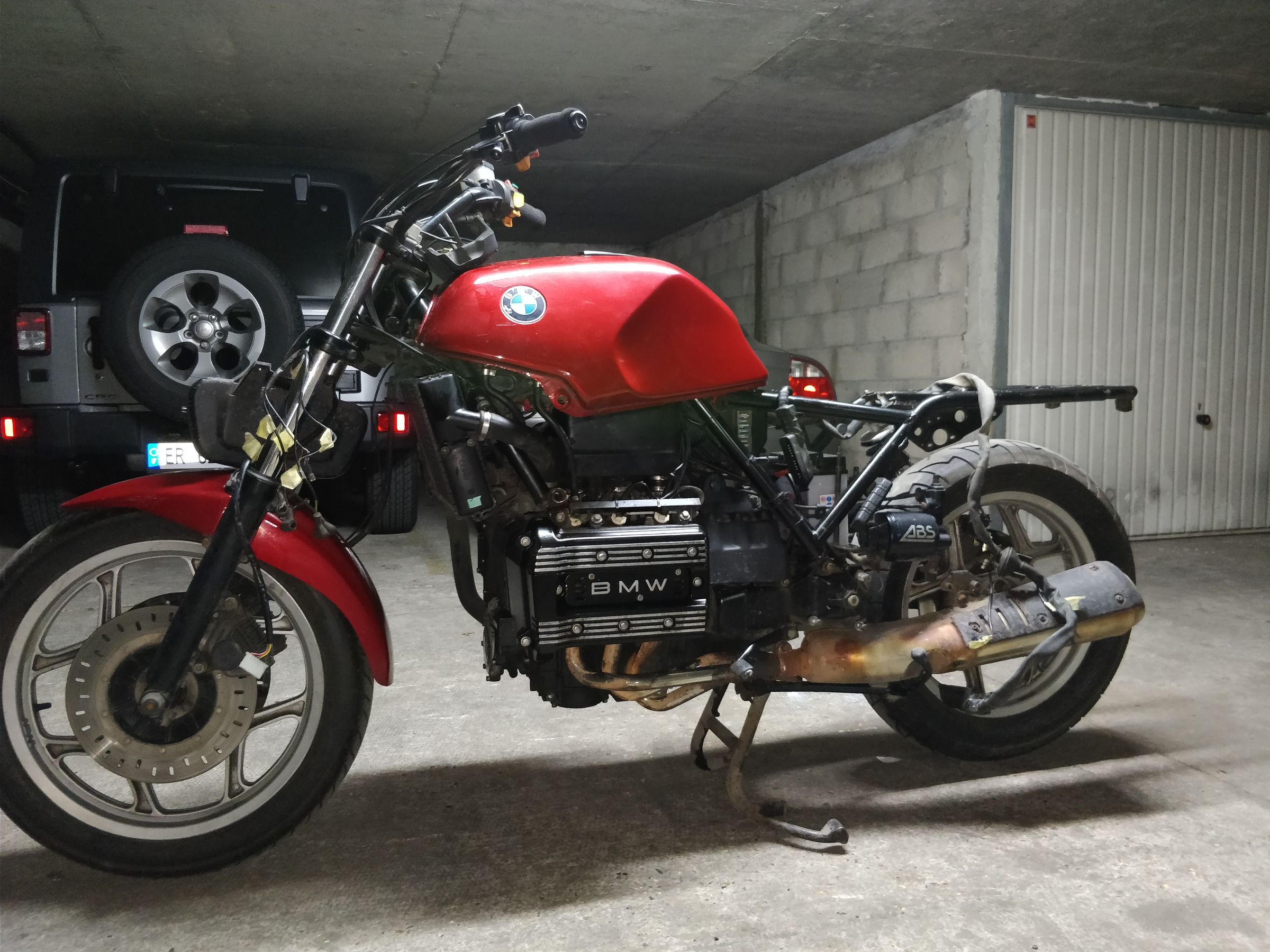 Give a New Life to an Old Motorcycle! How to Build a Cafe Racer : 8 ...