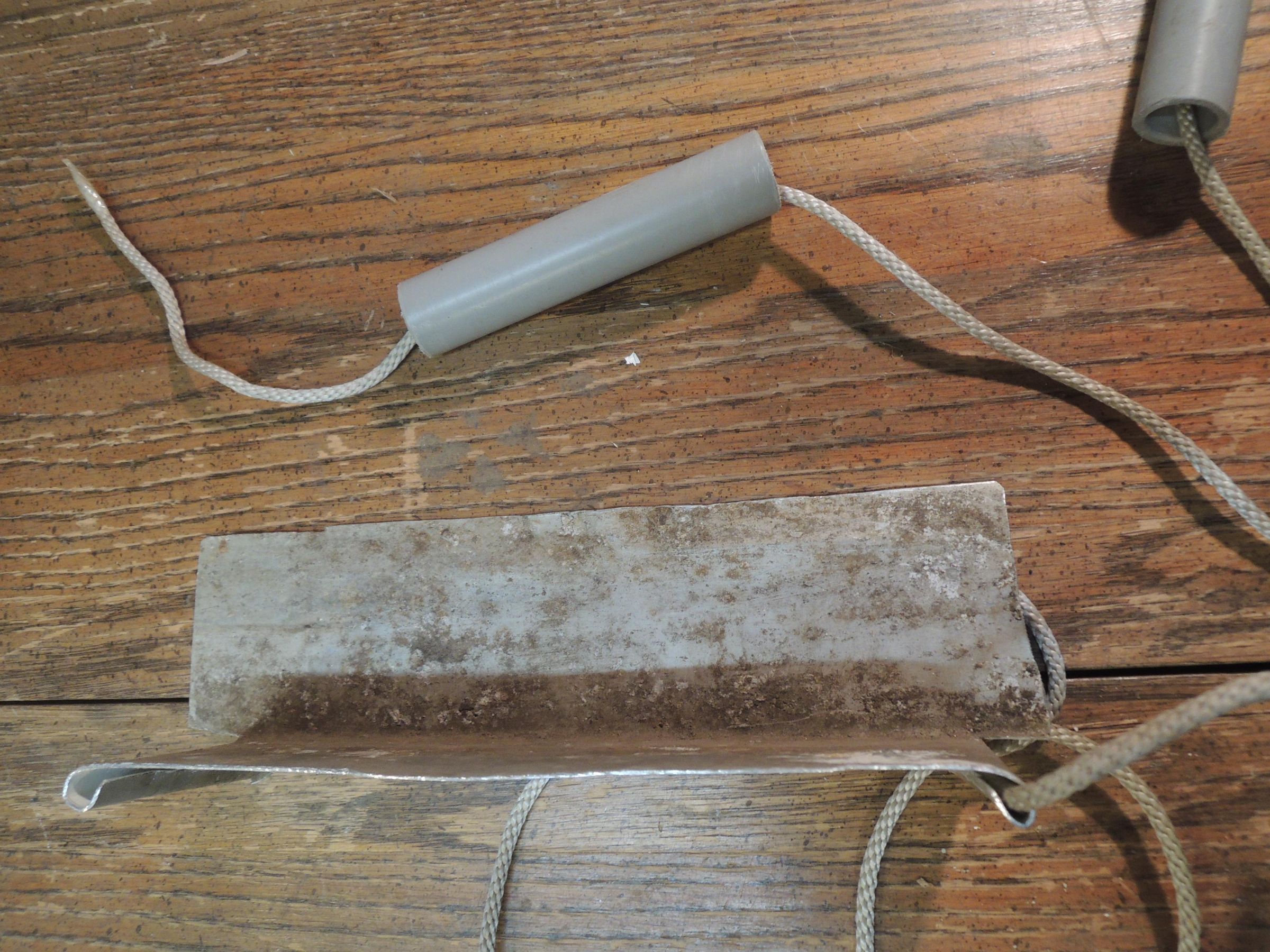 Bottom Box Grip Brackets for Lifting Heavy Items (One or Two People ...