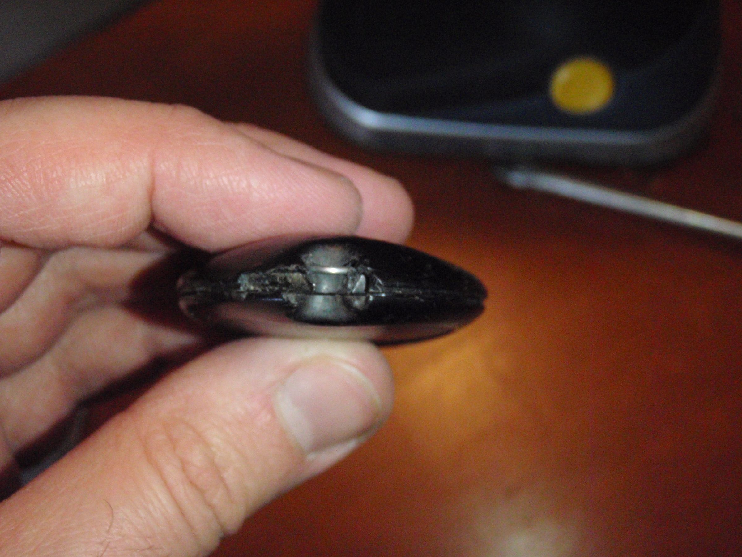 How to Fix a Broken GM Key Fob : 8 Steps - Instructables