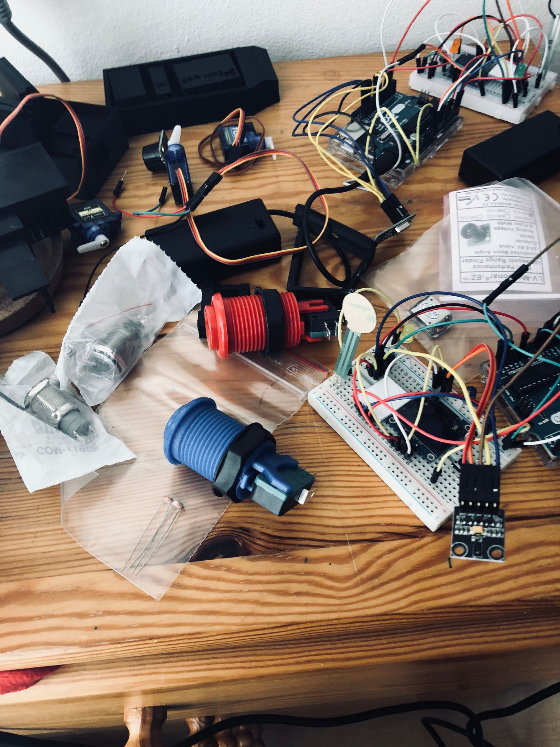 Handheld Console With Wireless Controllers and Sensors (Arduino MEGA ...