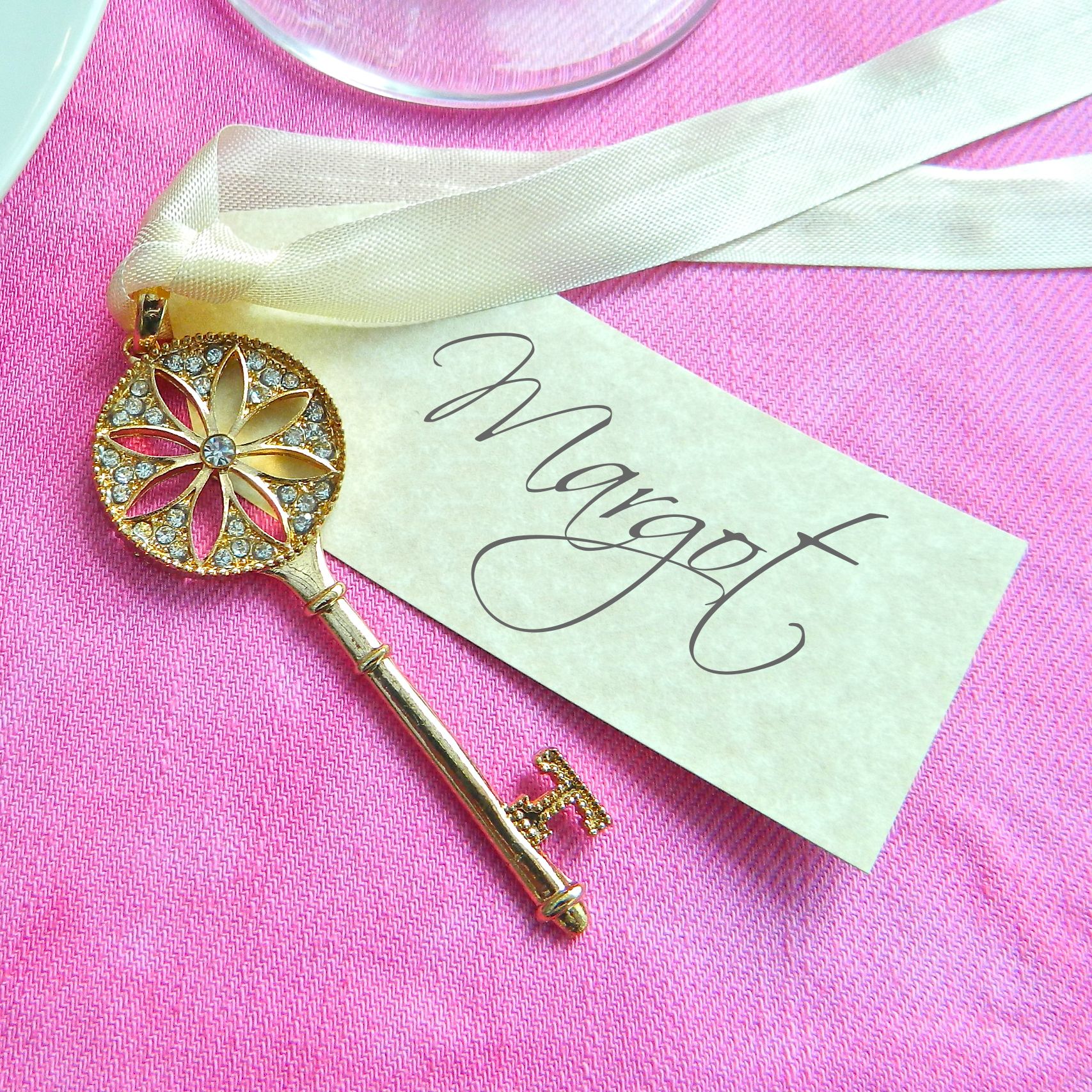 Nine Fun Place Card Ideas : 10 Steps (with Pictures) - Instructables