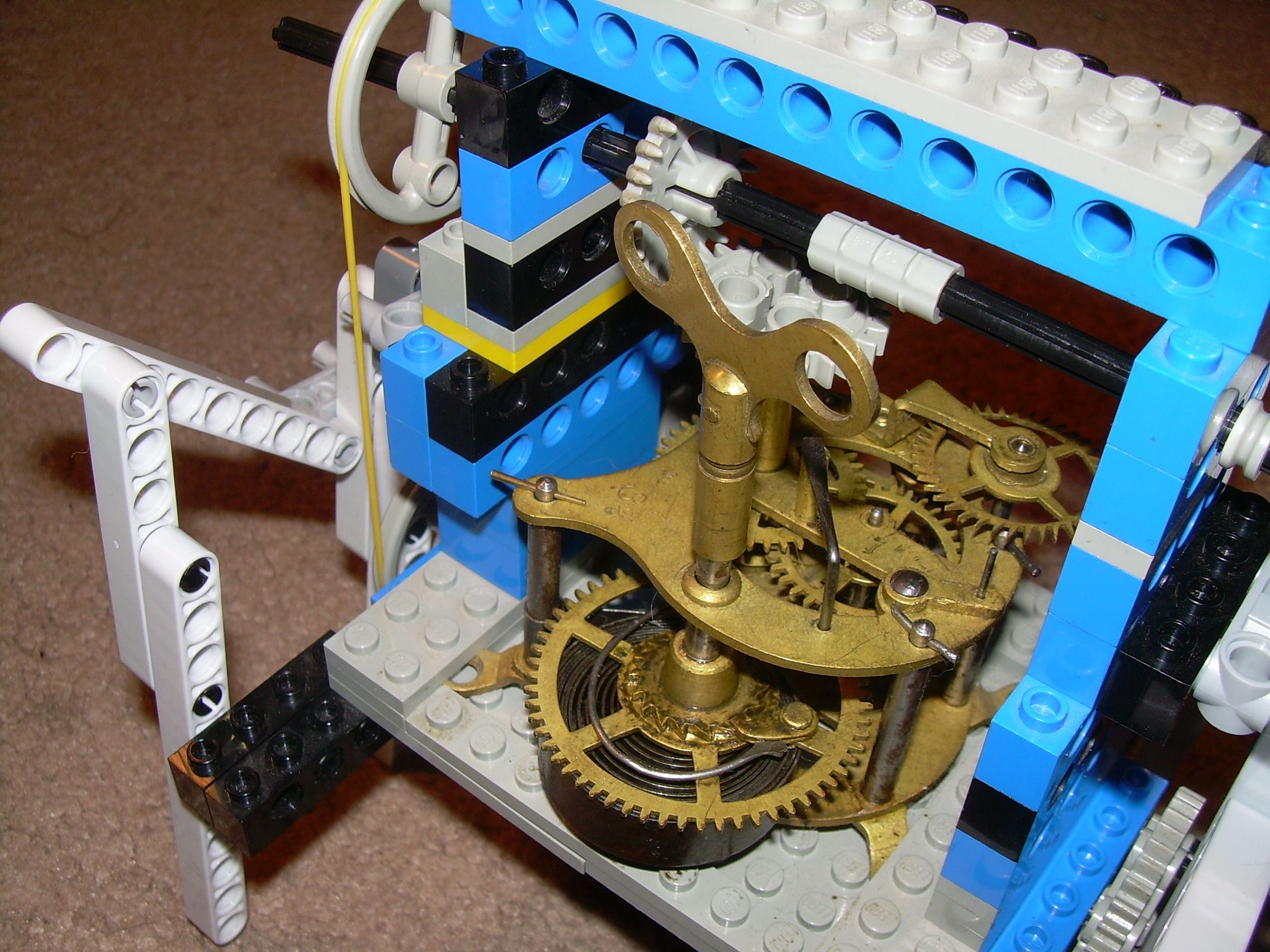 Klokwerx - a Six Legged Clockwork/lego Automaton - Instructables