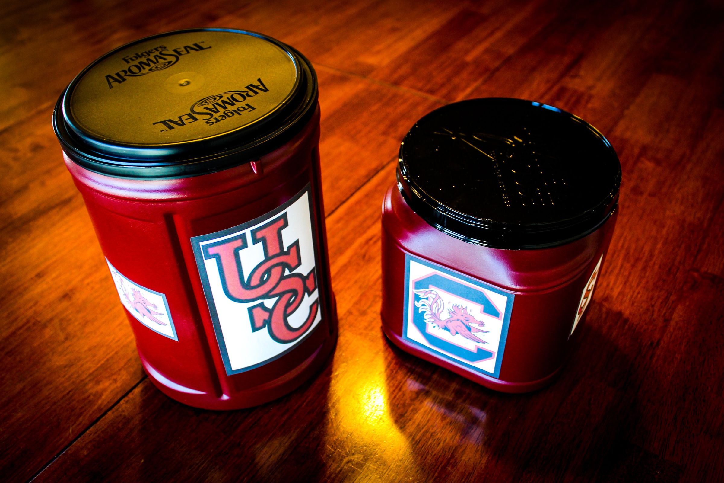 Repurpose Plastic Coffee Cans Coffee Container Upcycle : 10 Steps