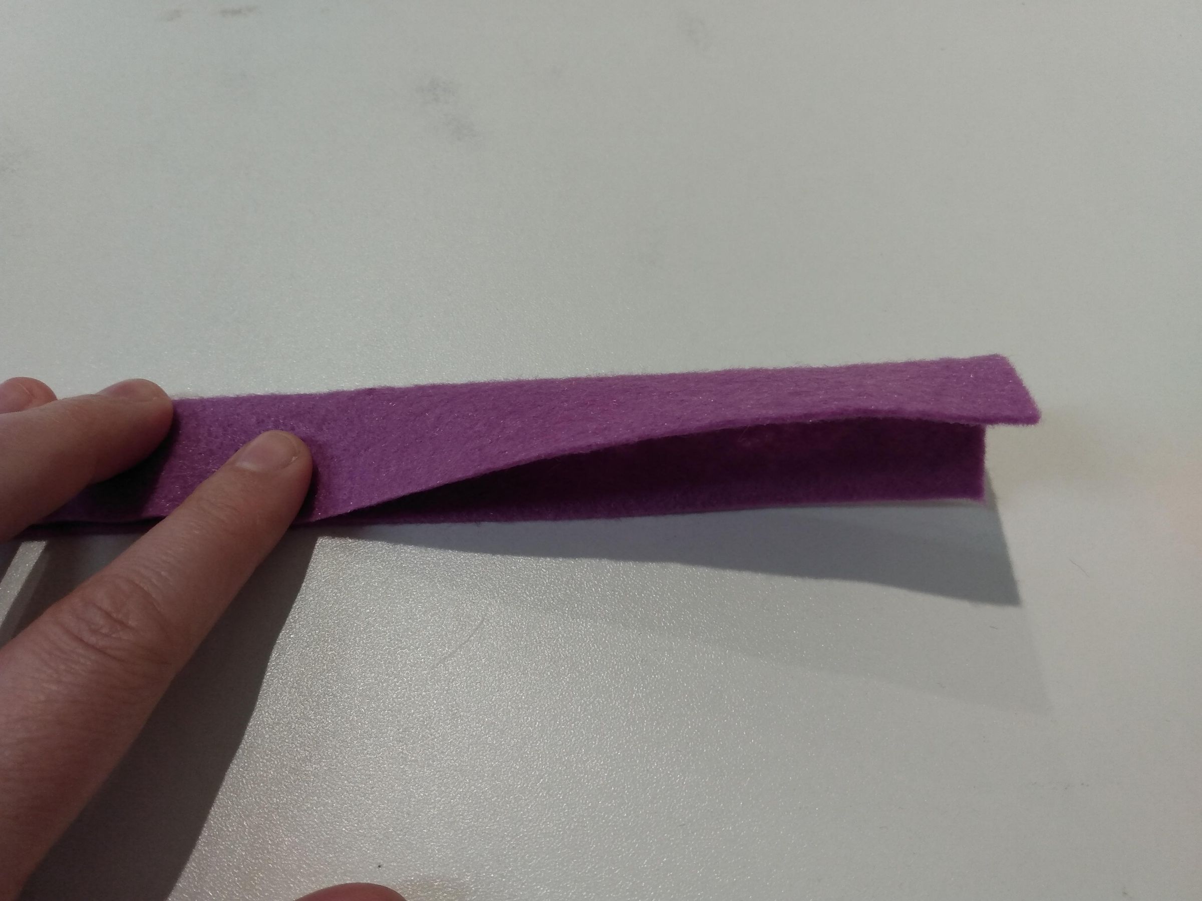 Felt Flower Magnets : 6 Steps - Instructables