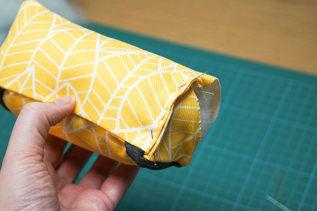 DIY Phone Holder | How to Sew a Triangular Stand for Your Mobile : 11 ...