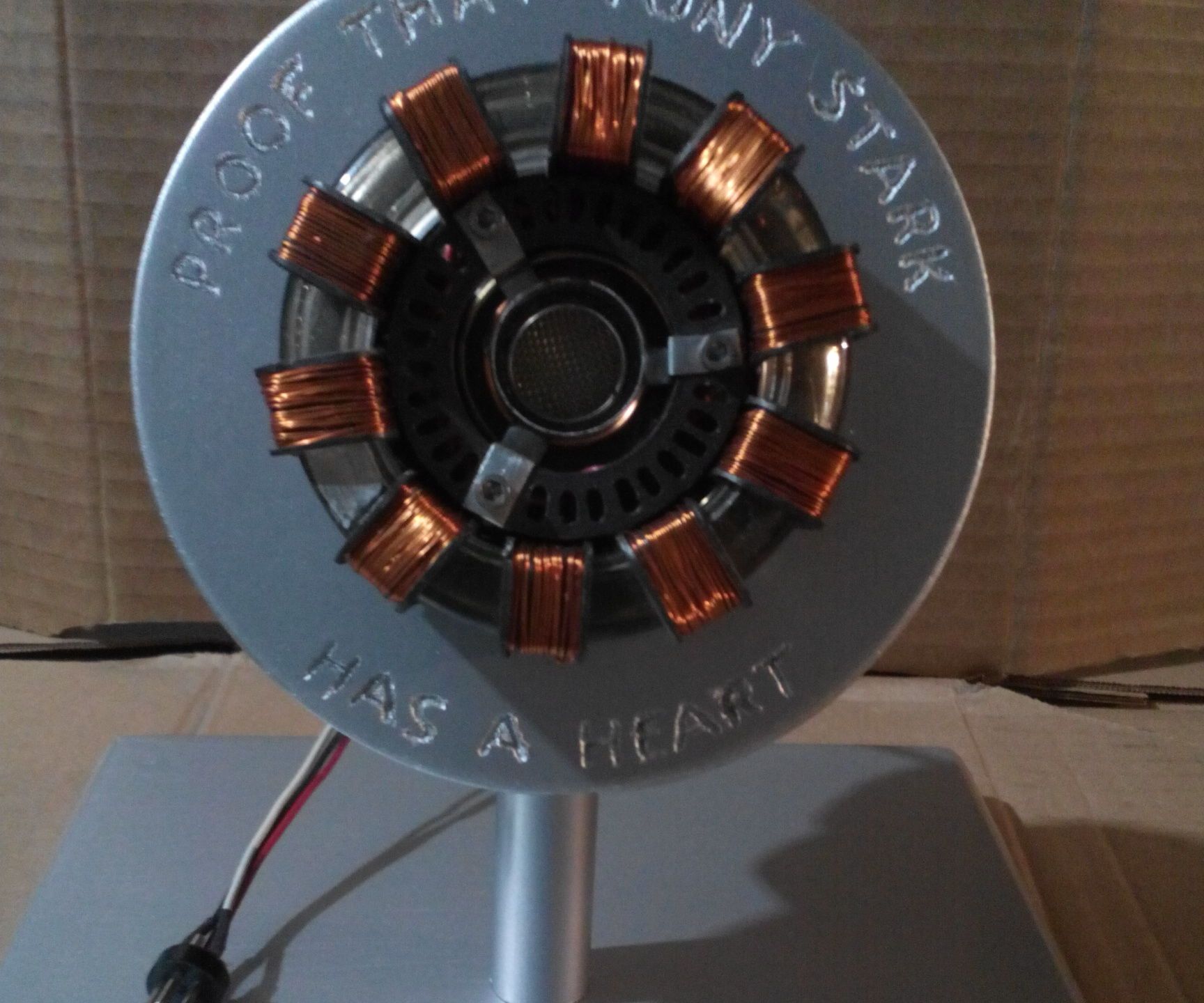 The Base and Stand Reactor Arc Iron Man : 4 Steps - Instructables