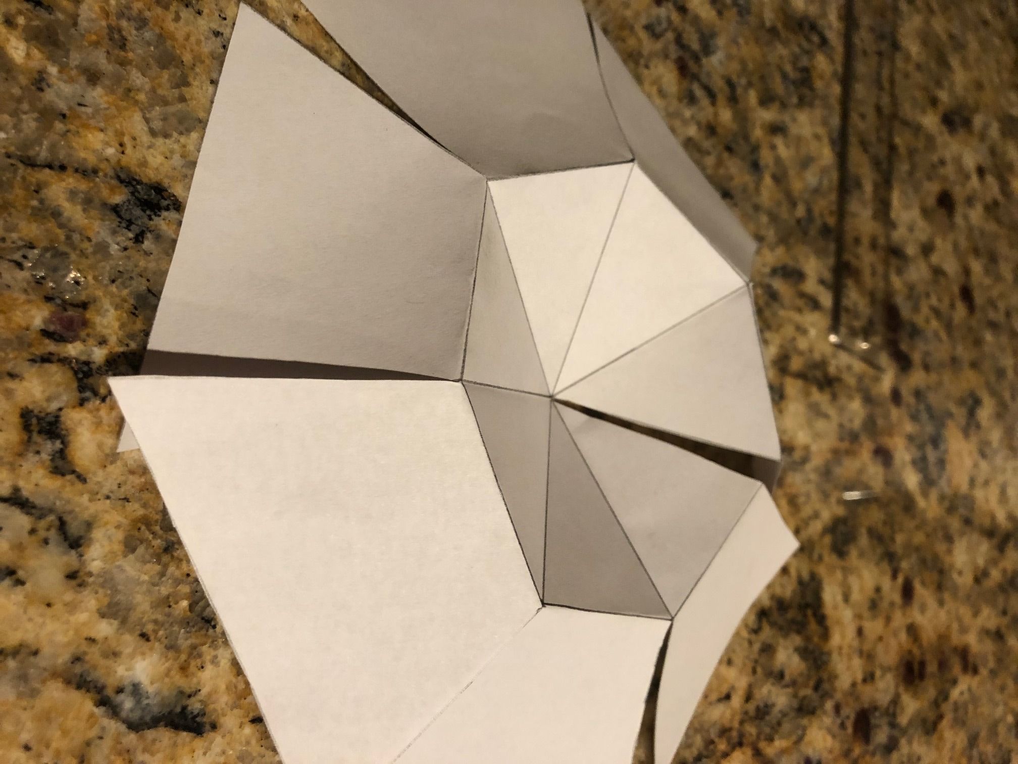 Paper Frisbee : 5 Steps - Instructables