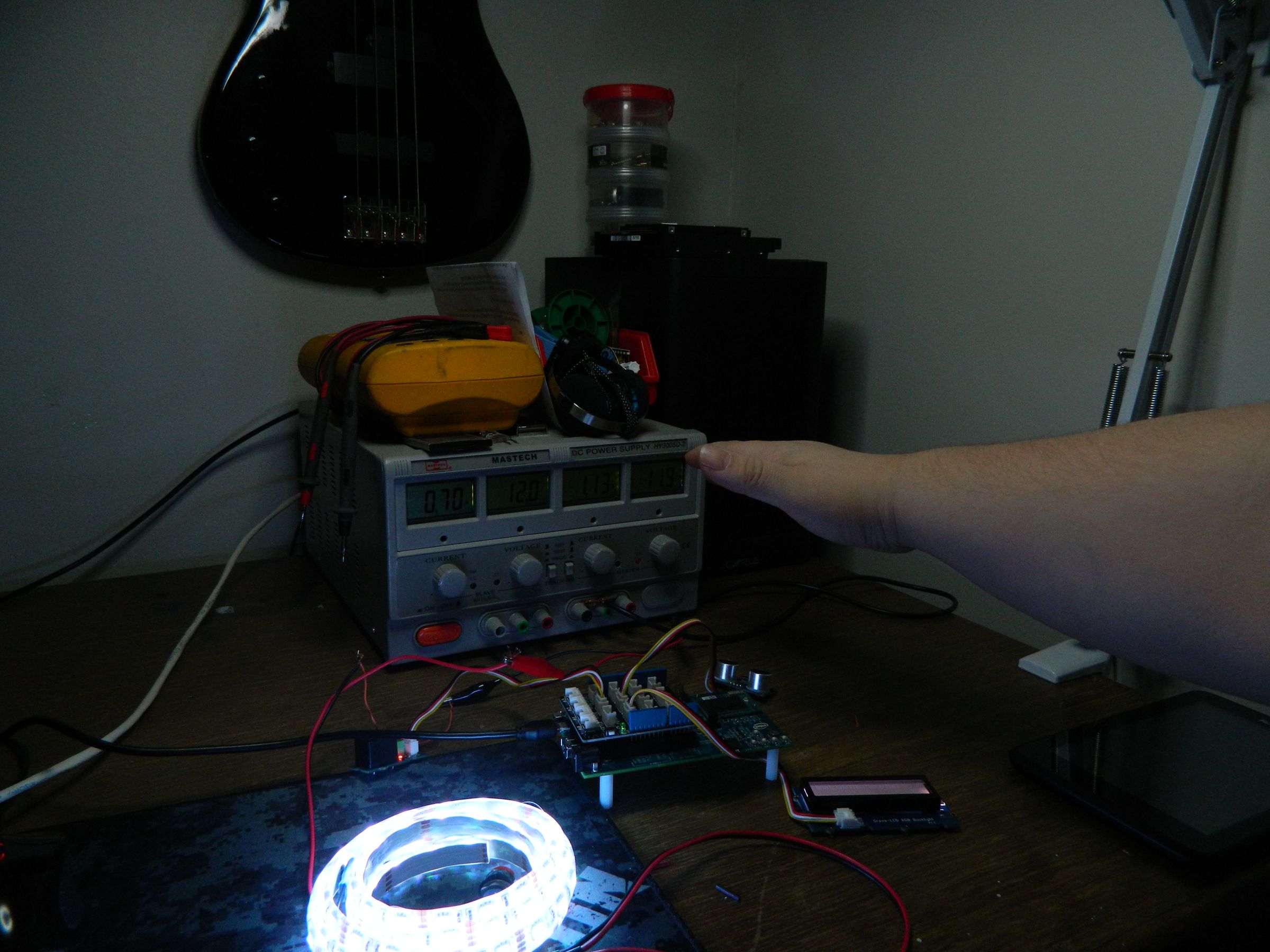 Intel Edison IoT: Automatic Lamp (Relay, HC-SR04) : 7 Steps (with ...