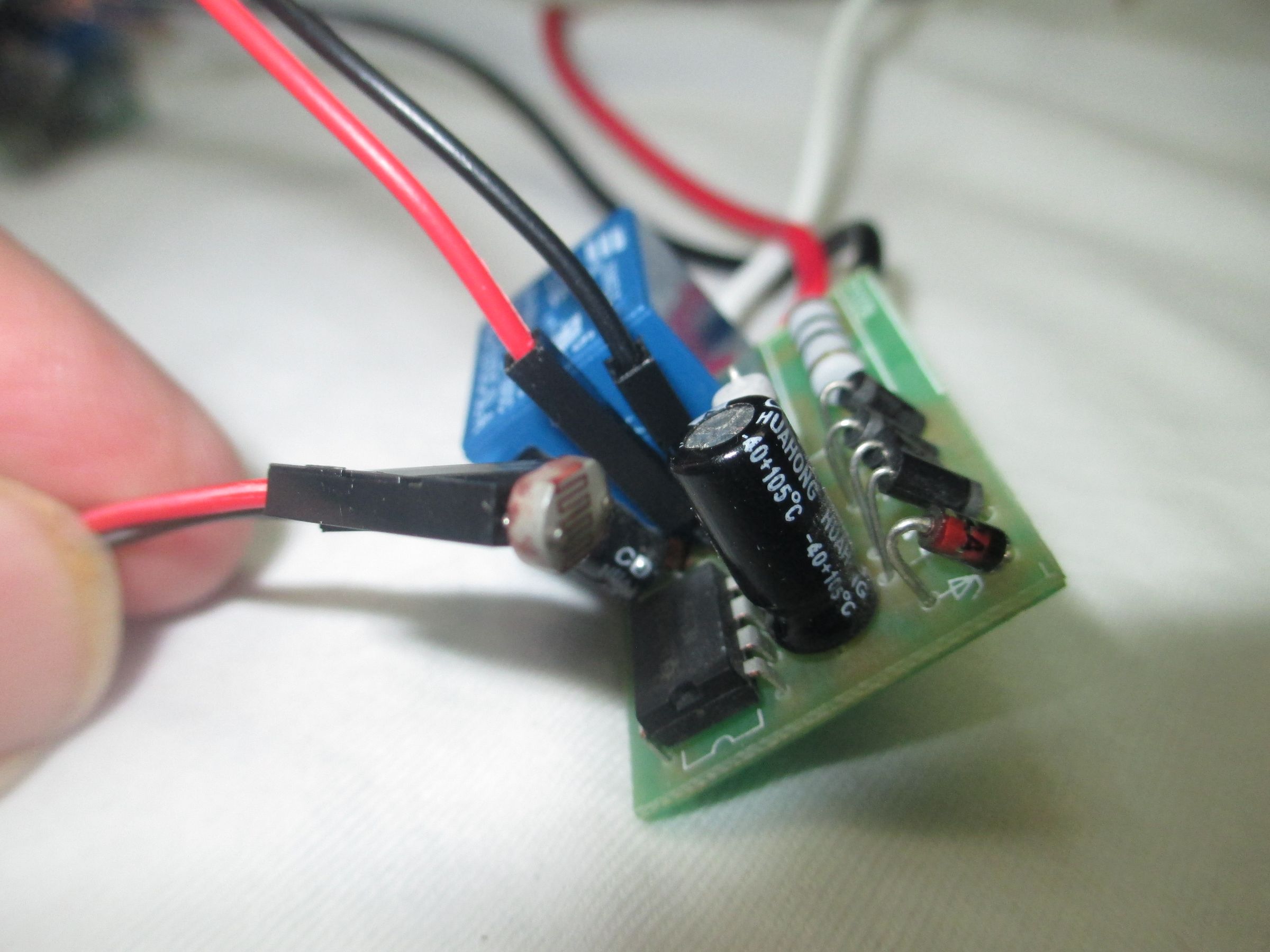 DC Low Voltage LIght Sensor Switch : 8 Steps (with Pictures ...