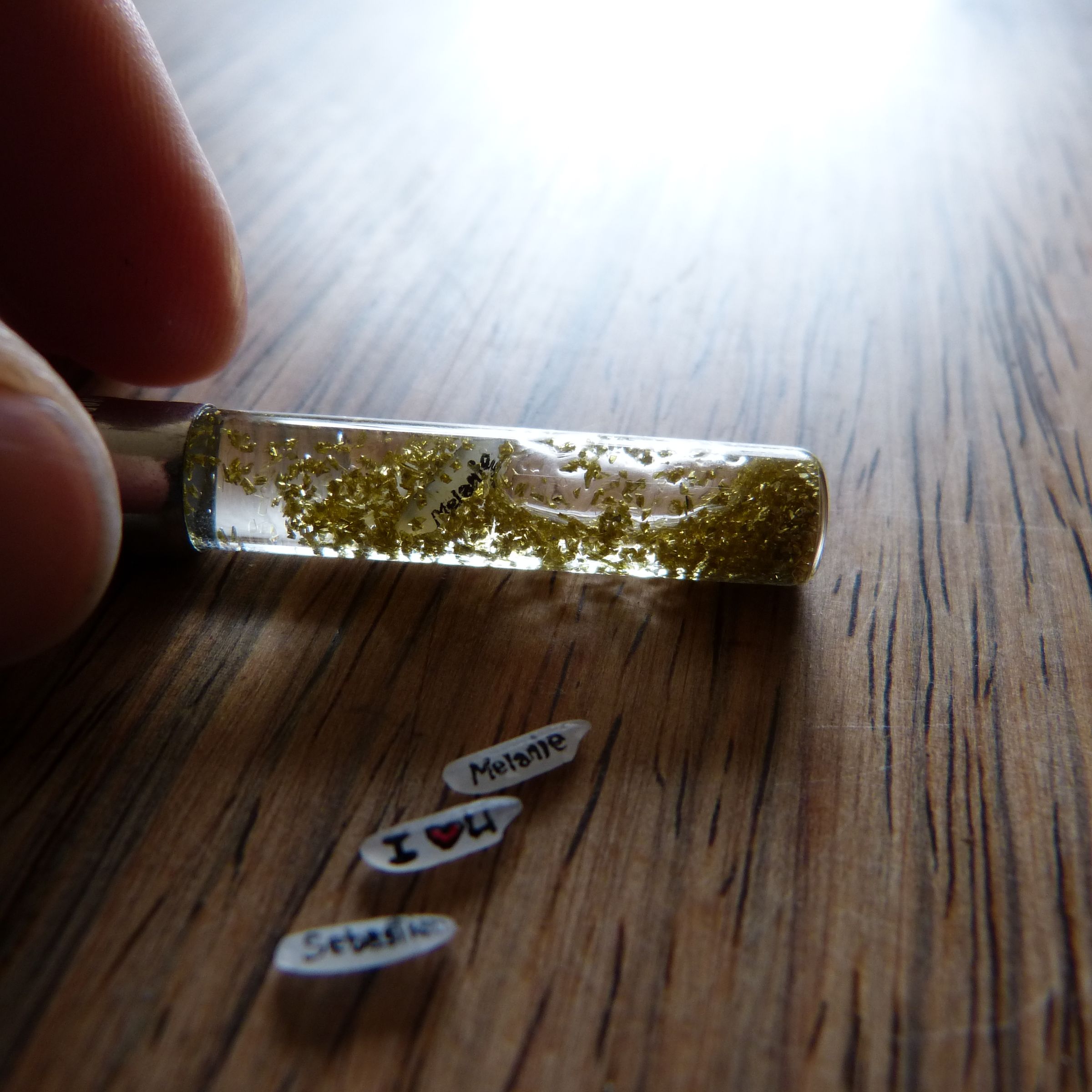 Name on Rice Seed Pendant : 10 Steps (with Pictures) - Instructables