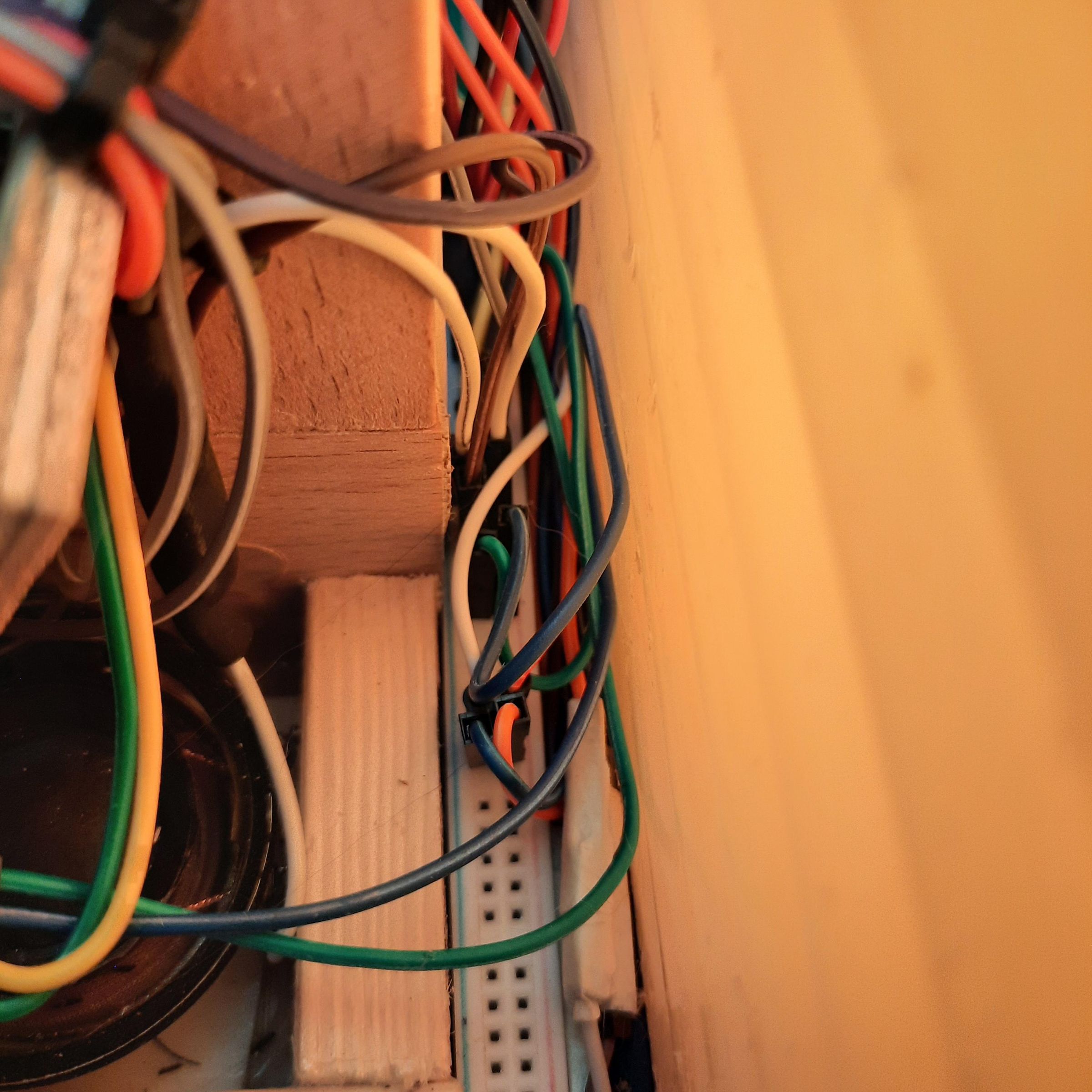 Botje, Interactive Arduino R4 WiFi Companion - Instructables