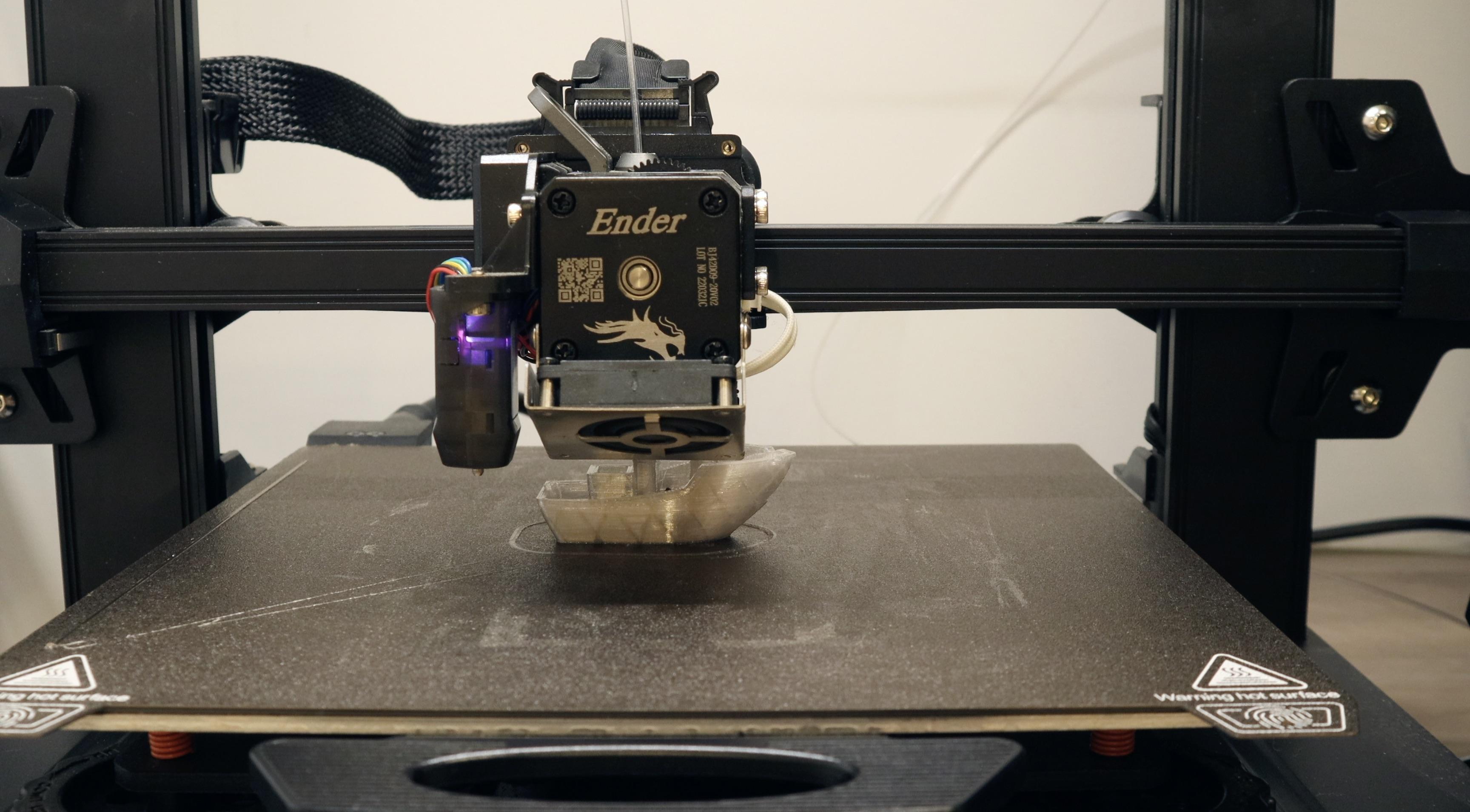 Turn PET Bottles Into 3D Printer Filament : 7 Steps (with Pictures ...