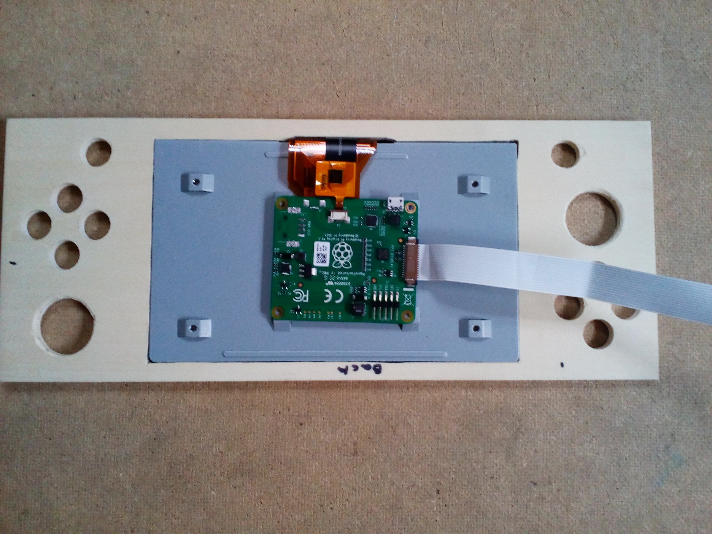 Raspberry Pi Mobile Gaming Device : 11 Steps - Instructables