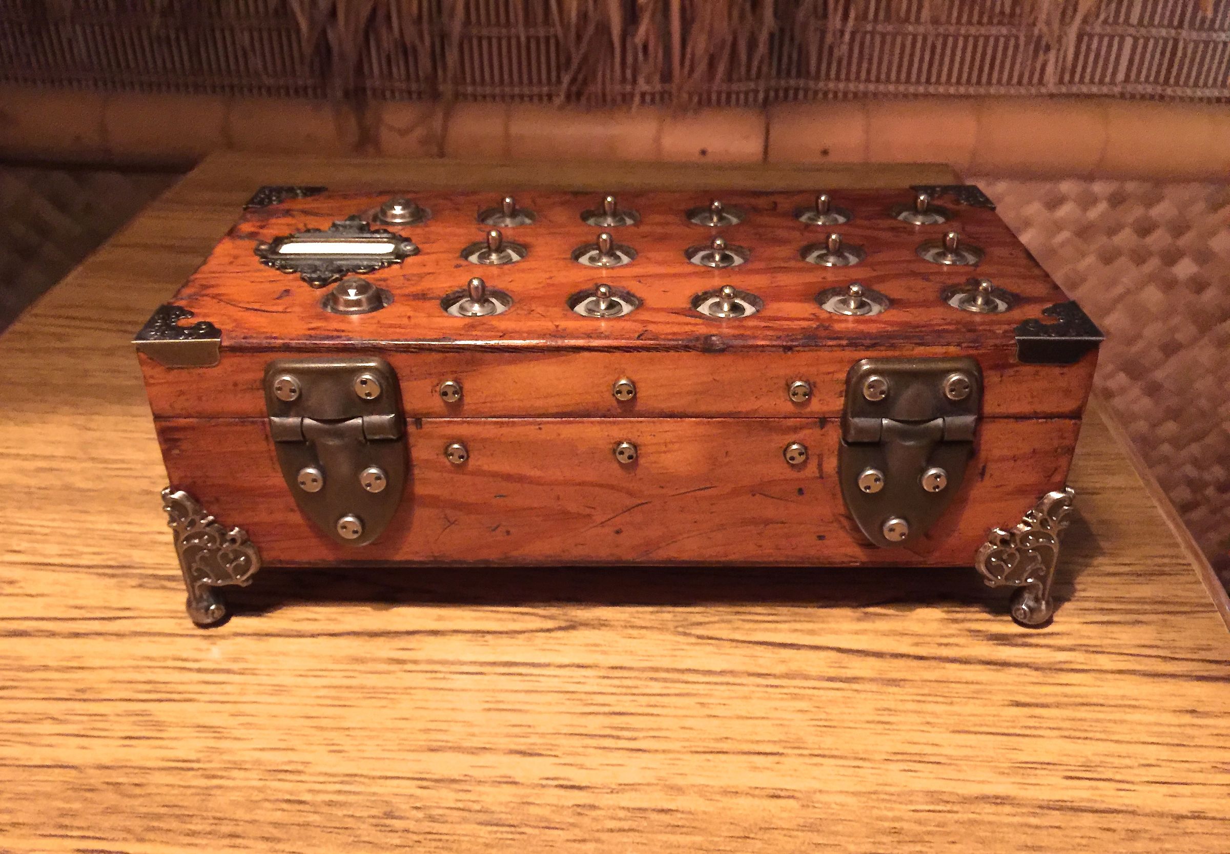 The Christmas Box : 24 Steps (with Pictures) - Instructables