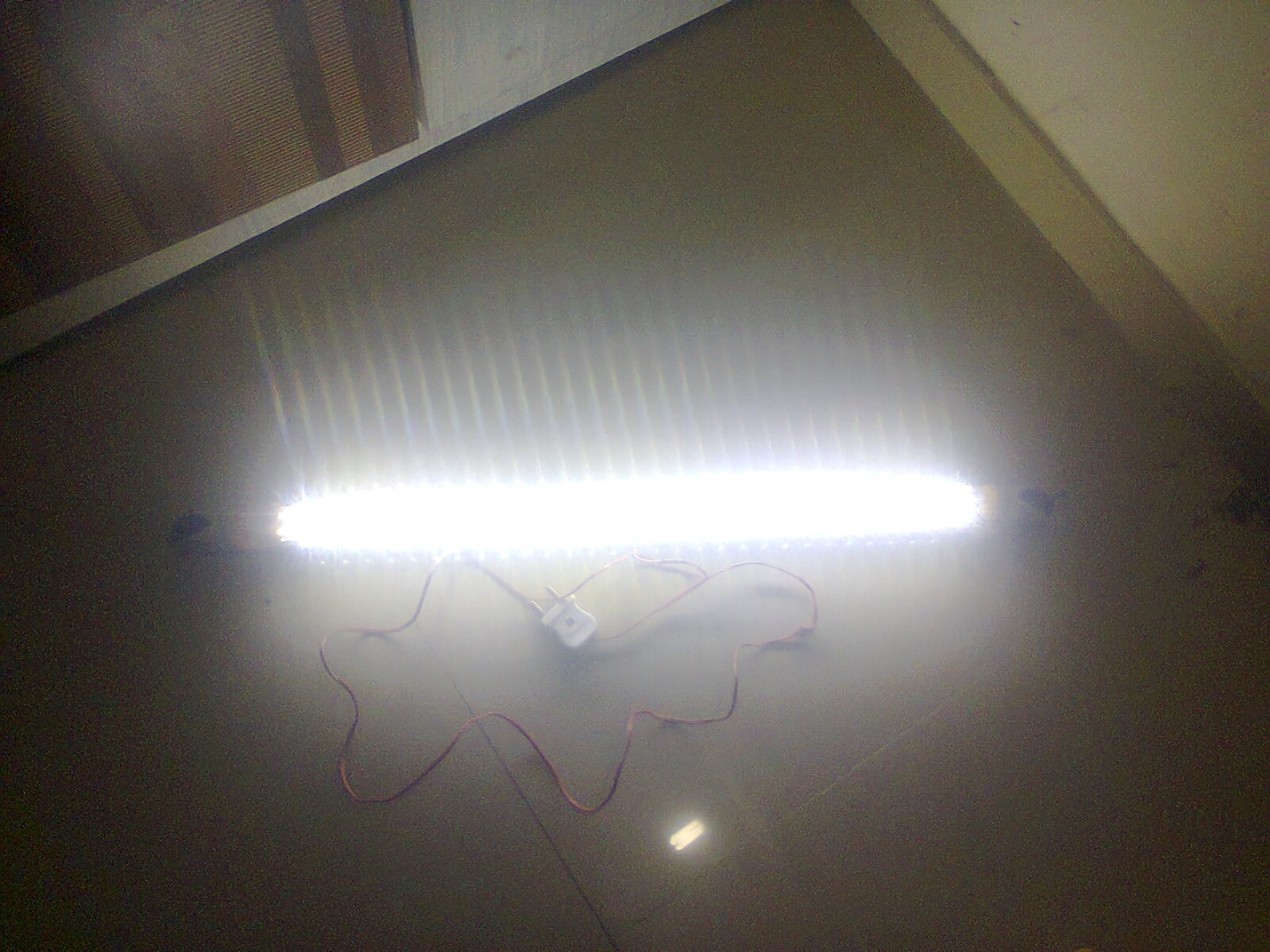 LED EMERGENCY TUBE LIGHT RECHARGEABLE : 6 Steps - Instructables