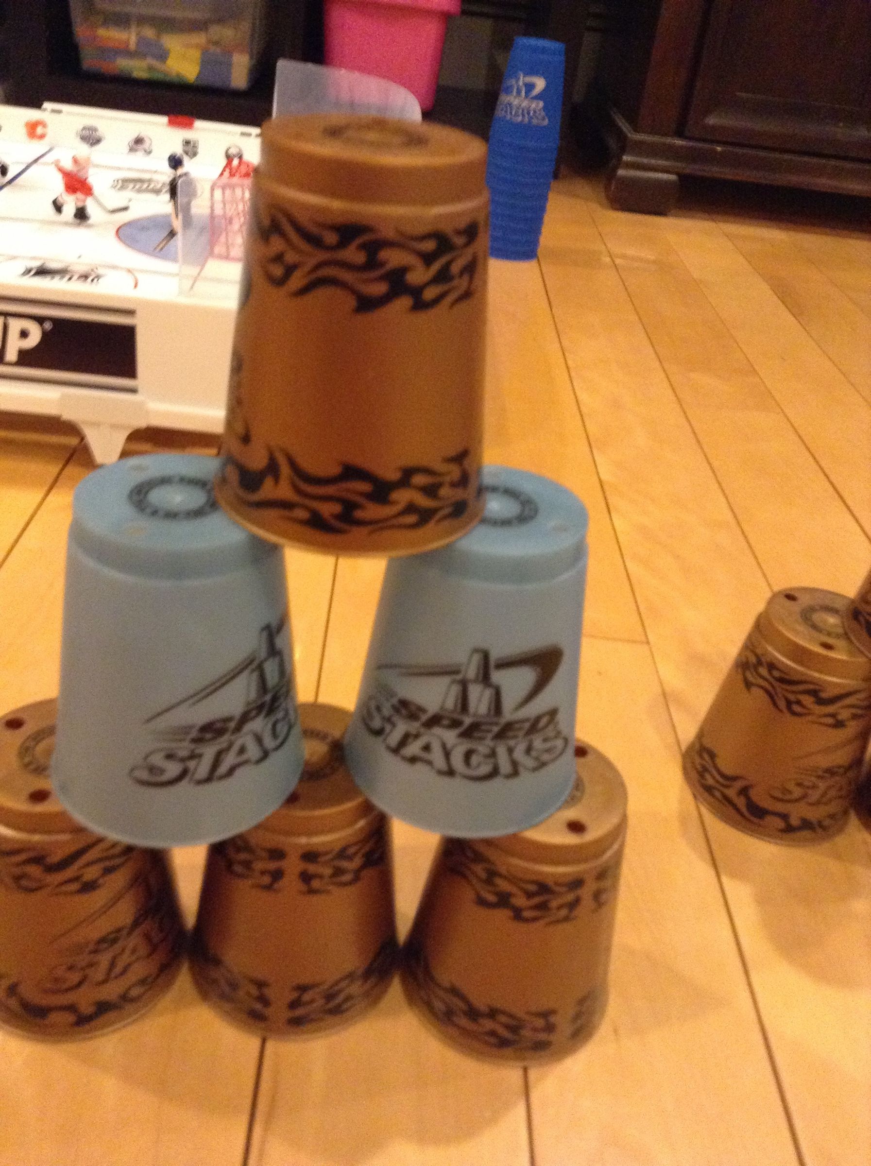 How to Cup Stack : 12 Steps - Instructables