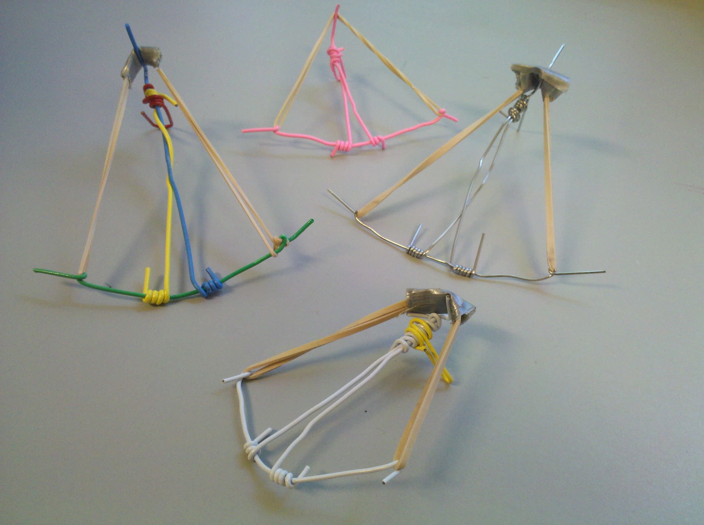 Reception Desk Paperclip Crossbow : 10 Steps (with Pictures ...