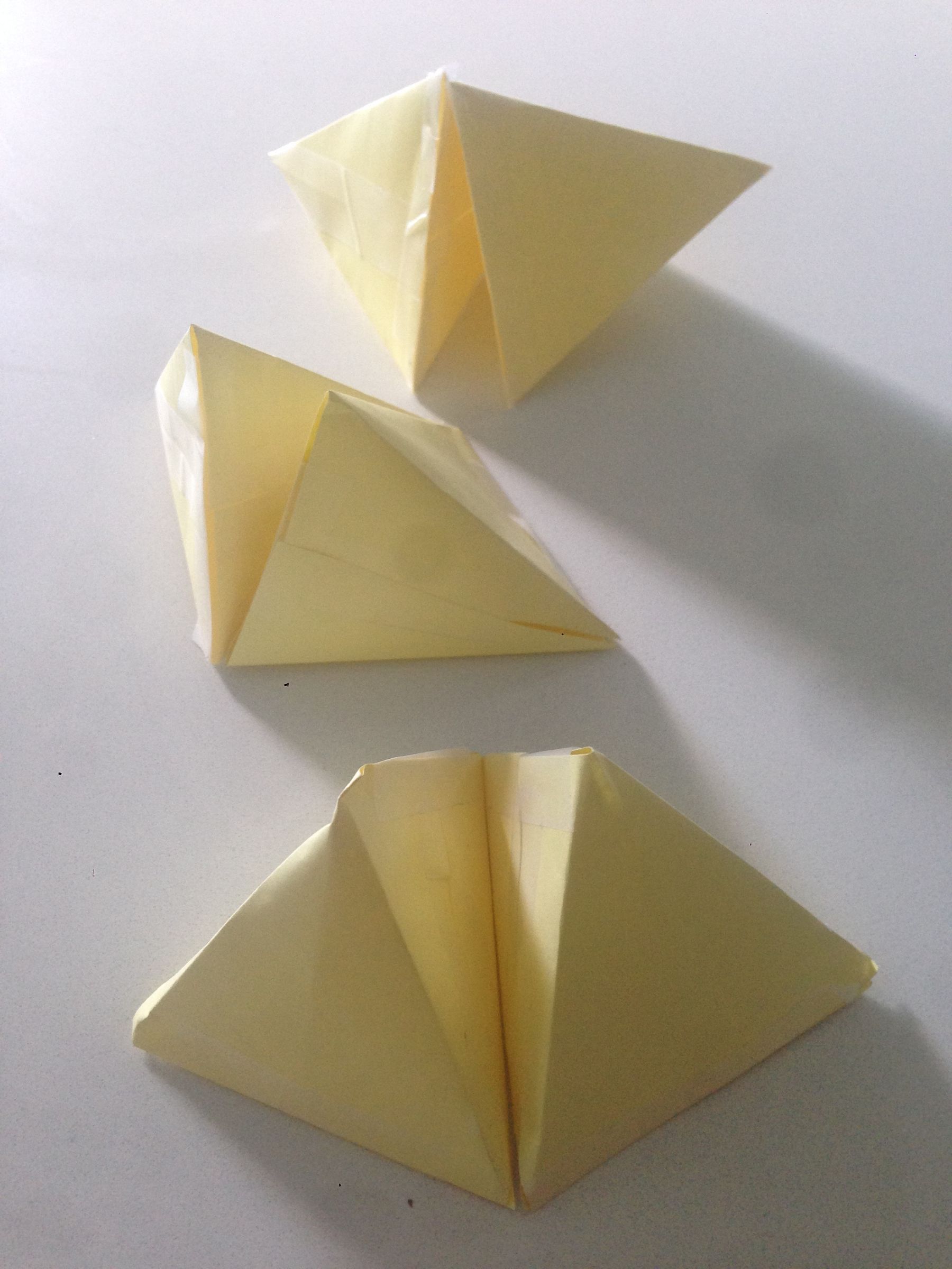 Flexahedron With 3M Post-It Notes and Scotch Tape : 8 Steps (with ...